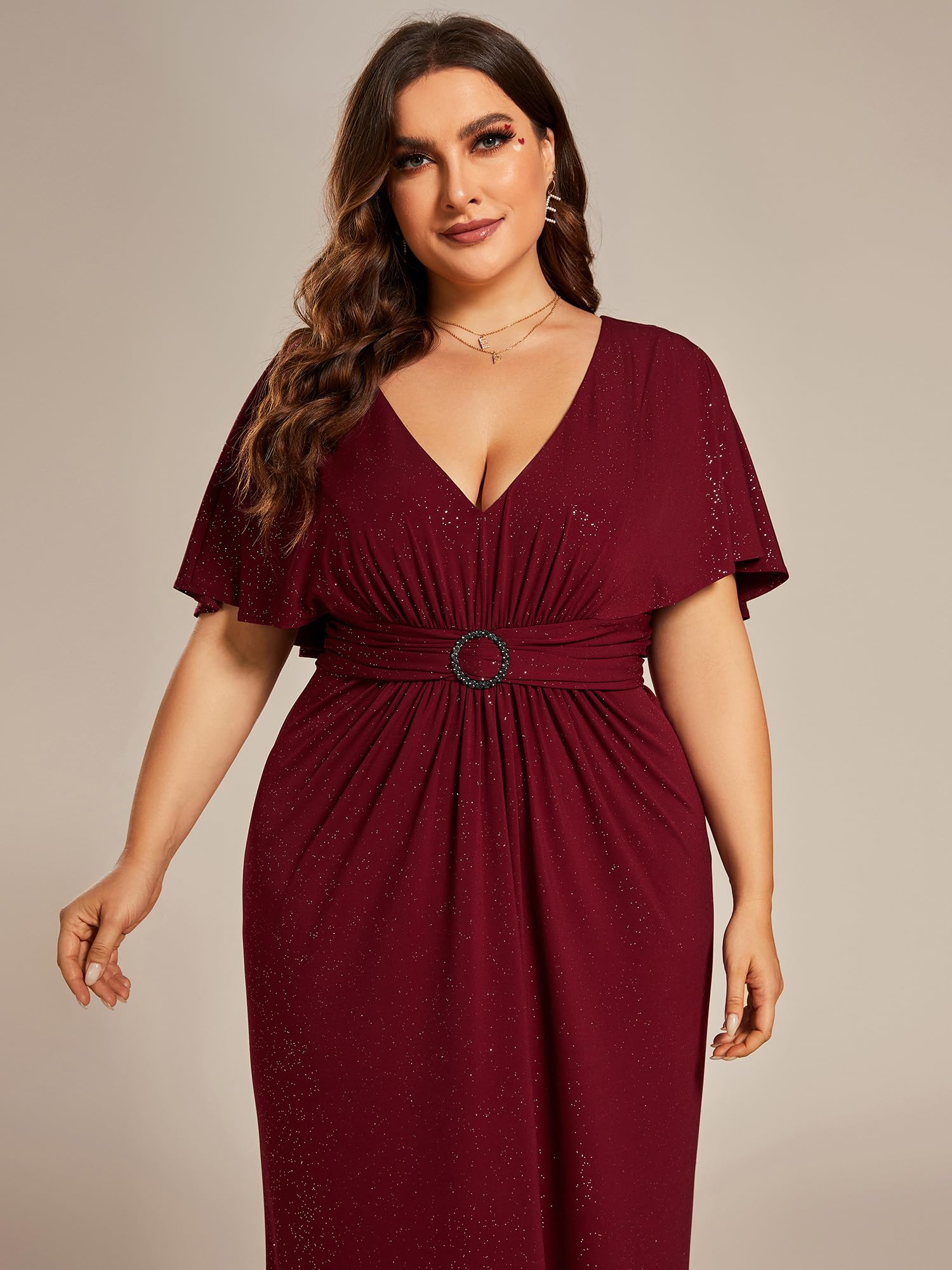 Ever-Pretty Plus Women's Glitter V-Neck Short Sleeve Plus Size Evening Formal Dress for Curvy Women Burgundy US18
