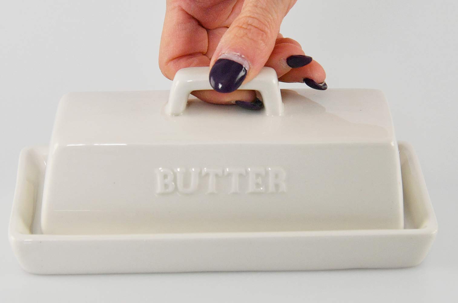 HOME-X Classic Butter Dish, Butter Dish with Cover, Farmhouse Dish for Stick of Butter, Butter Crock, 6 ¾”L x 3 ¼”W x 3" H, White