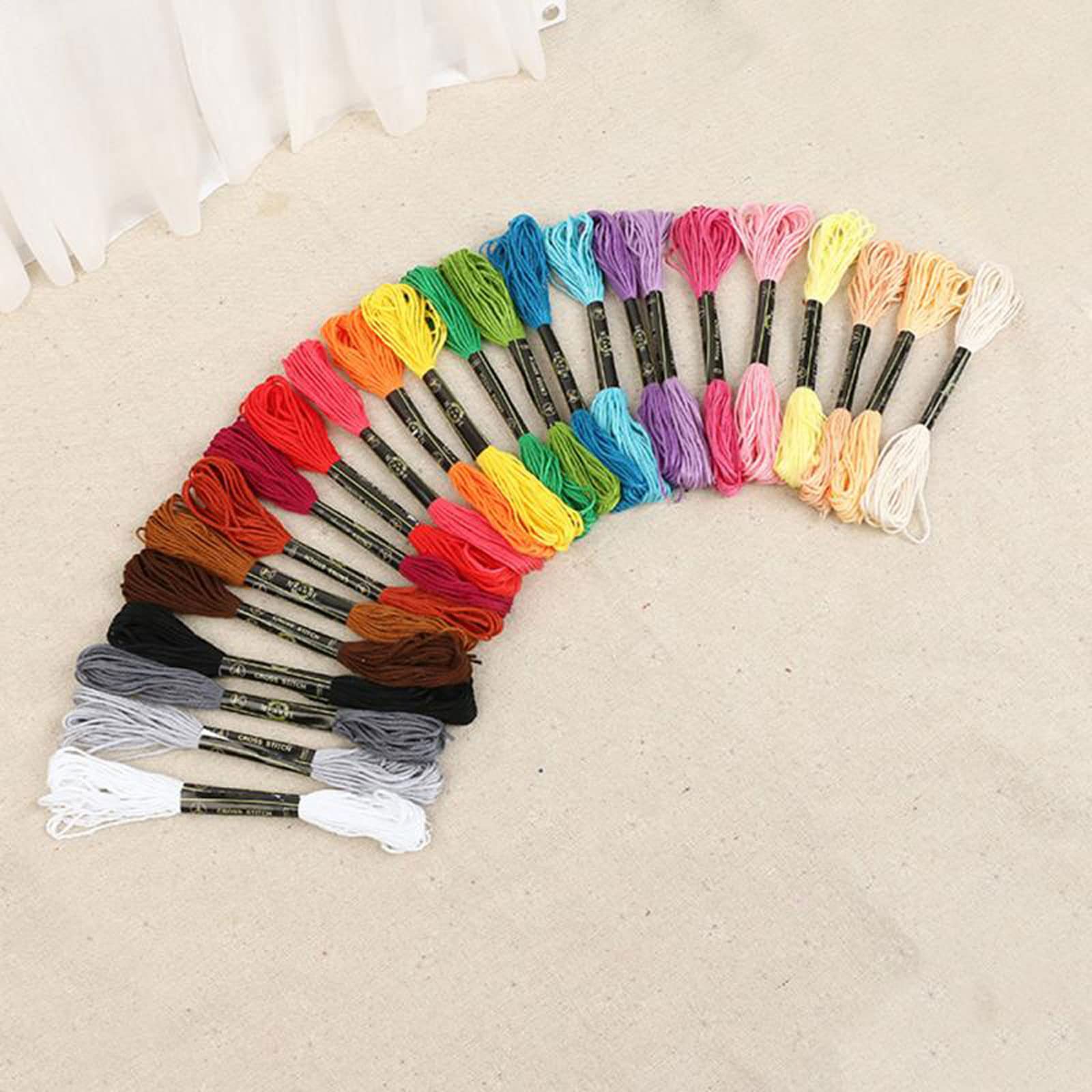 Embroidery Floss 100 Skeins,Rainbow Color Cross Stitch Thread,Friendship Bracelets String,Premium Crafts Floss 8m/8.75 Yd Long Per Skein with 6 Strands