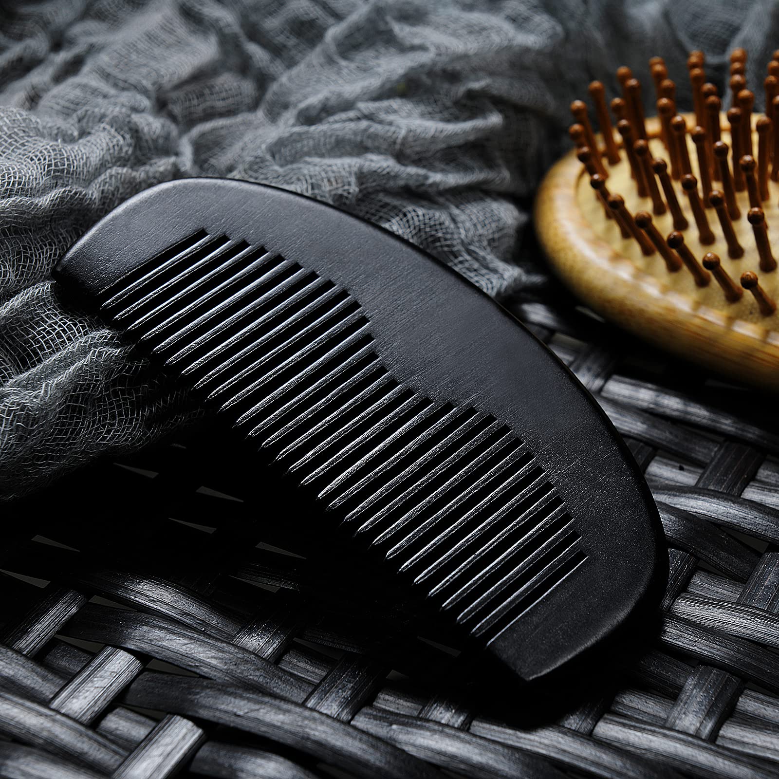 kometer Wood Beard Comb for Men - Portable, Anti Static, Pocket Size Detangler for Beards and Mustache，black minimalist