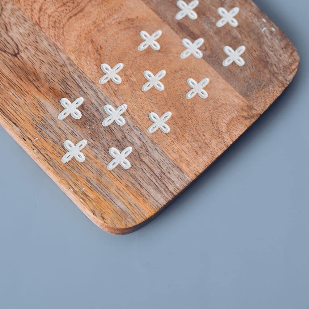 Indian Shelf 1 Piece Wood Cutting Board with Handle | Kitchen Essentials | Chopping Boards for Meat Veggies Fruits | Kitchen Chopping Board | Wooden Board | Non Slip Chopping Board