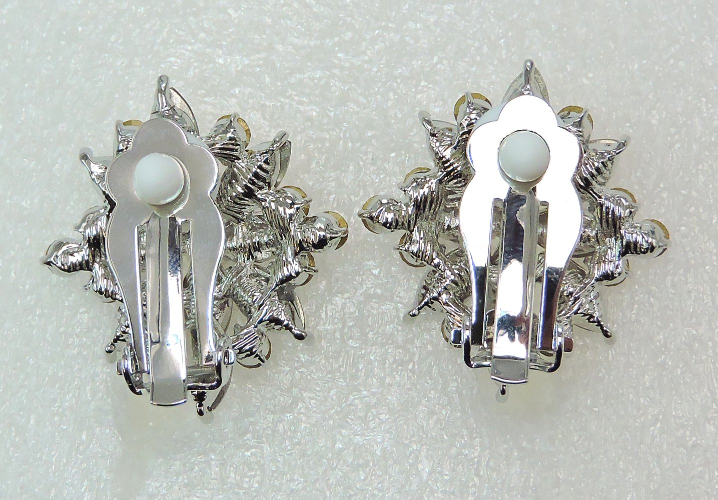 Faship Blue Crystal Clip On Earrings - Blue