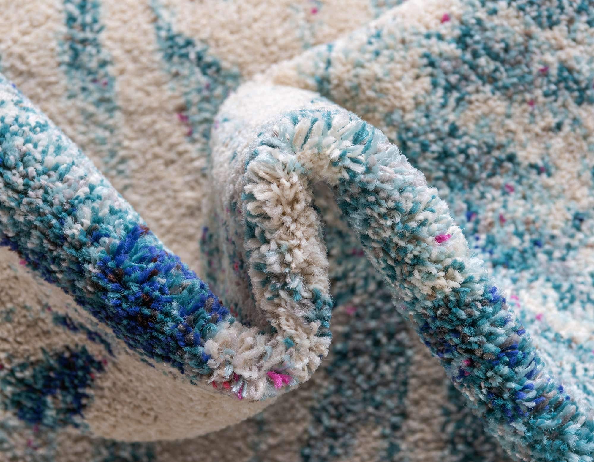 Unique Loom Positano Collection Coastal Modern Coral Lobster Shells Light Blue Runner Rug (2' x 7')