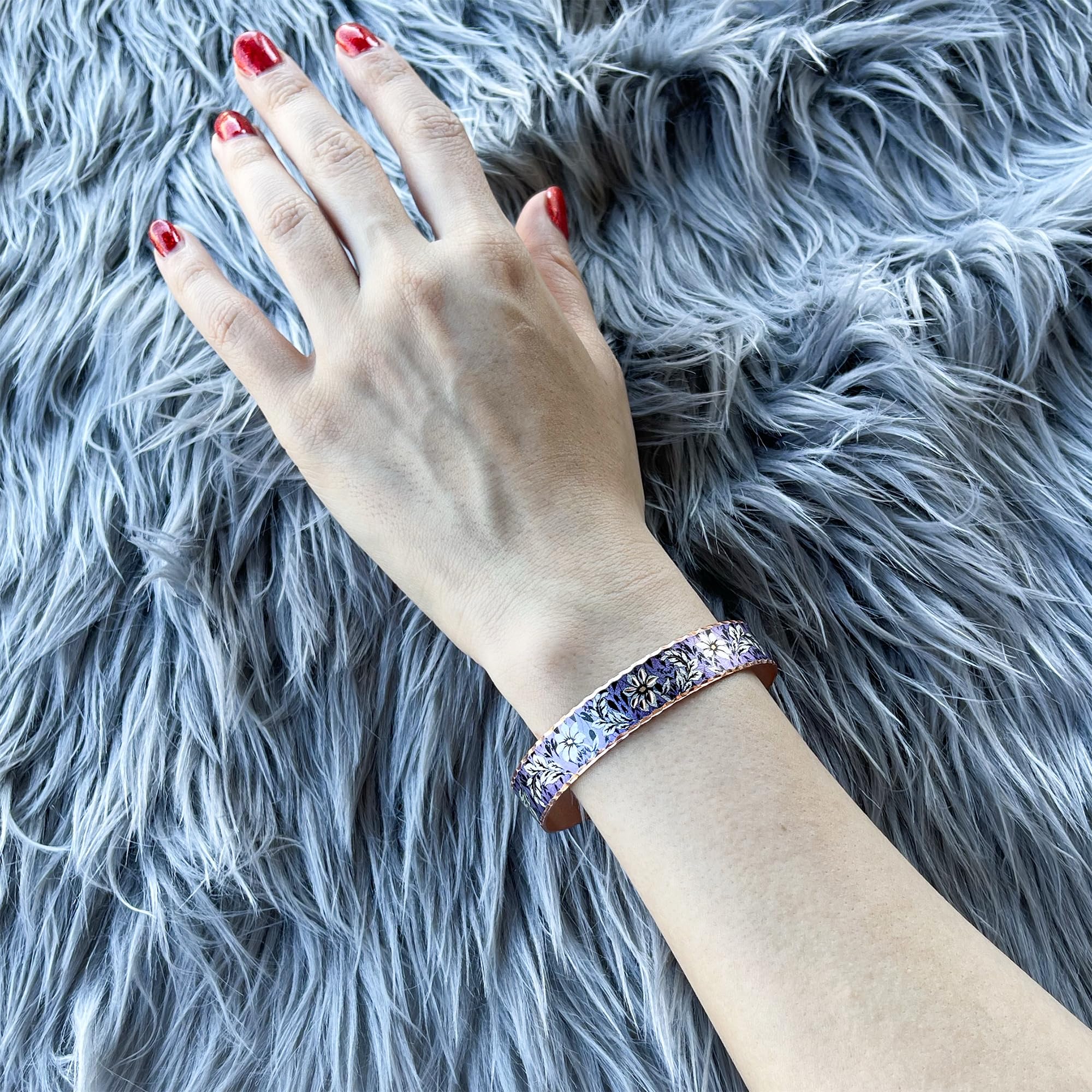 FRONT LINE JEWELRY Women's Flower Bracelets Cuff Open Flower Cuff Daisy Flower on a Sleek Purple Copper Cuff Nature Jewelry