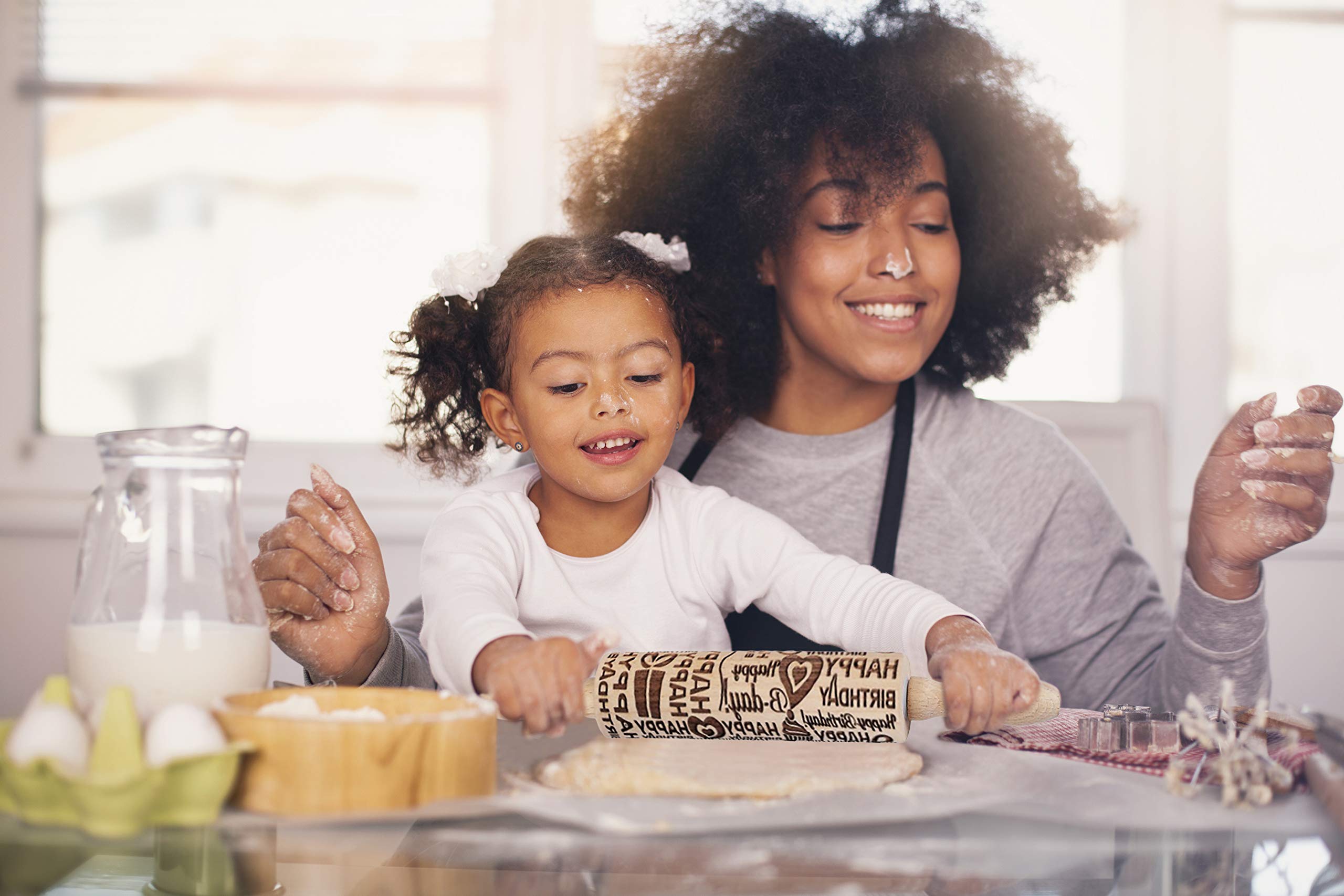 Happy Birthday Embossed Rolling Pin I EXTRA DEEP engraved rolling pin for Cookies I Rolling Pin with Design for Baking I Embossing rolling pin | Rolling Pin Made of Beech Wood I Baking rolling pin