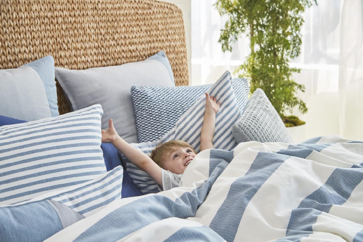 Nautica - Queen Duvet Cover Set, Cotton Reversible Bedding with Matching Shams, Mediterranean Inspired Home Decor for All Seasons (Fairwater Blue, Queen)
