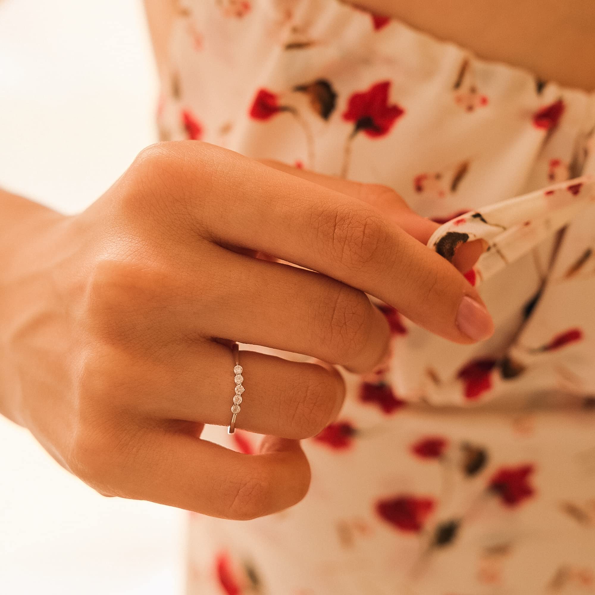 espere Sterling Silver Curved Wedding Band Simple Stackable Ring Stacking Minimalist Thin Band Bridal Ring Size 5