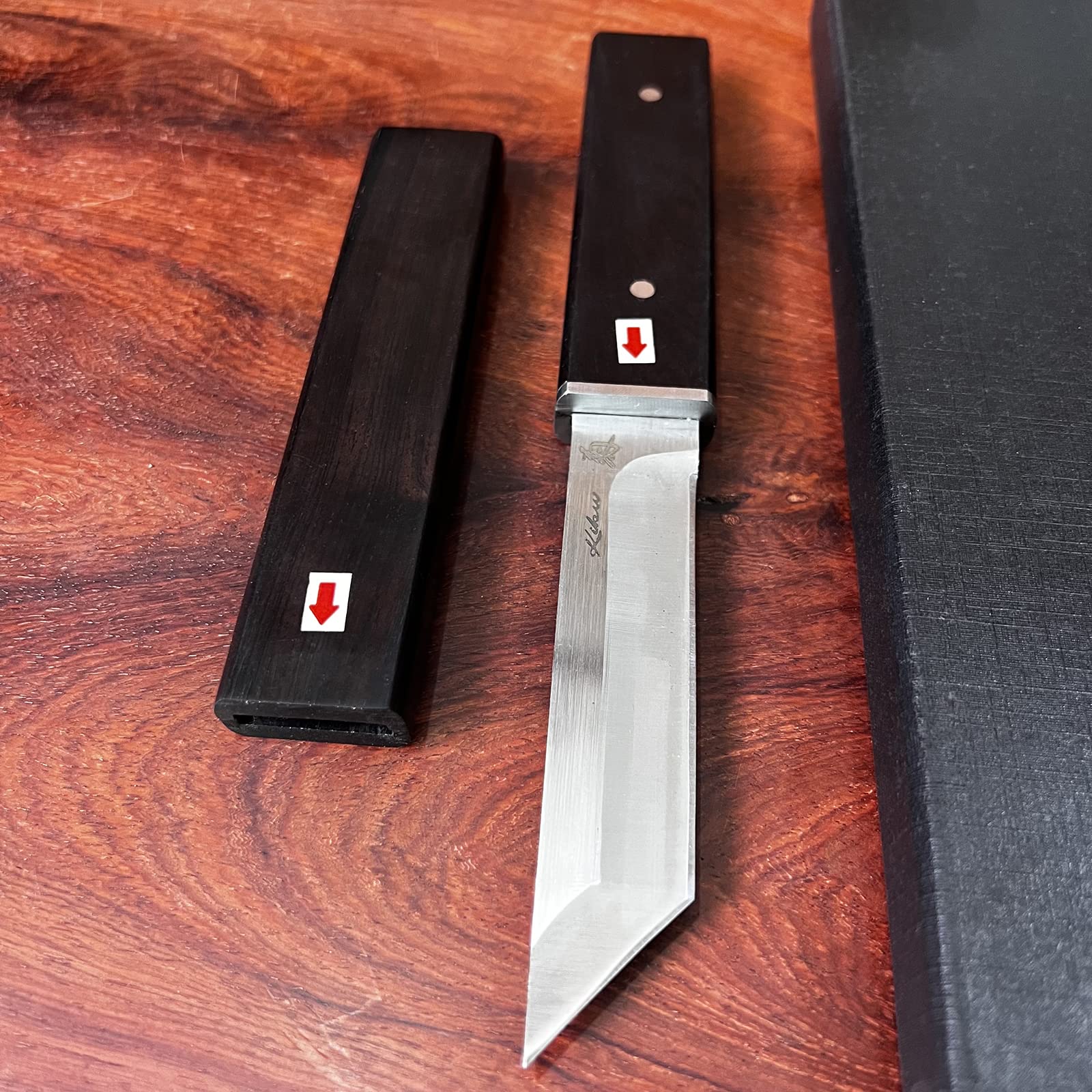 MADSABRE Handmade Custom Classic Japan Samurai Tanto Fixed Blade Katana 268 Floors Damascus VG10 Steel Outdoor Tactical,Combat,Hunting,Survival Knives +Wooden Sheath (Silver -D2 Steel)