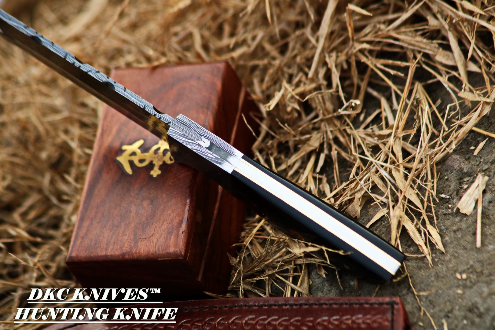 DKC-524-DS Tanto Sky Damascus Hunting Knife 10" Long 10 oz Black Handle 5" Blade