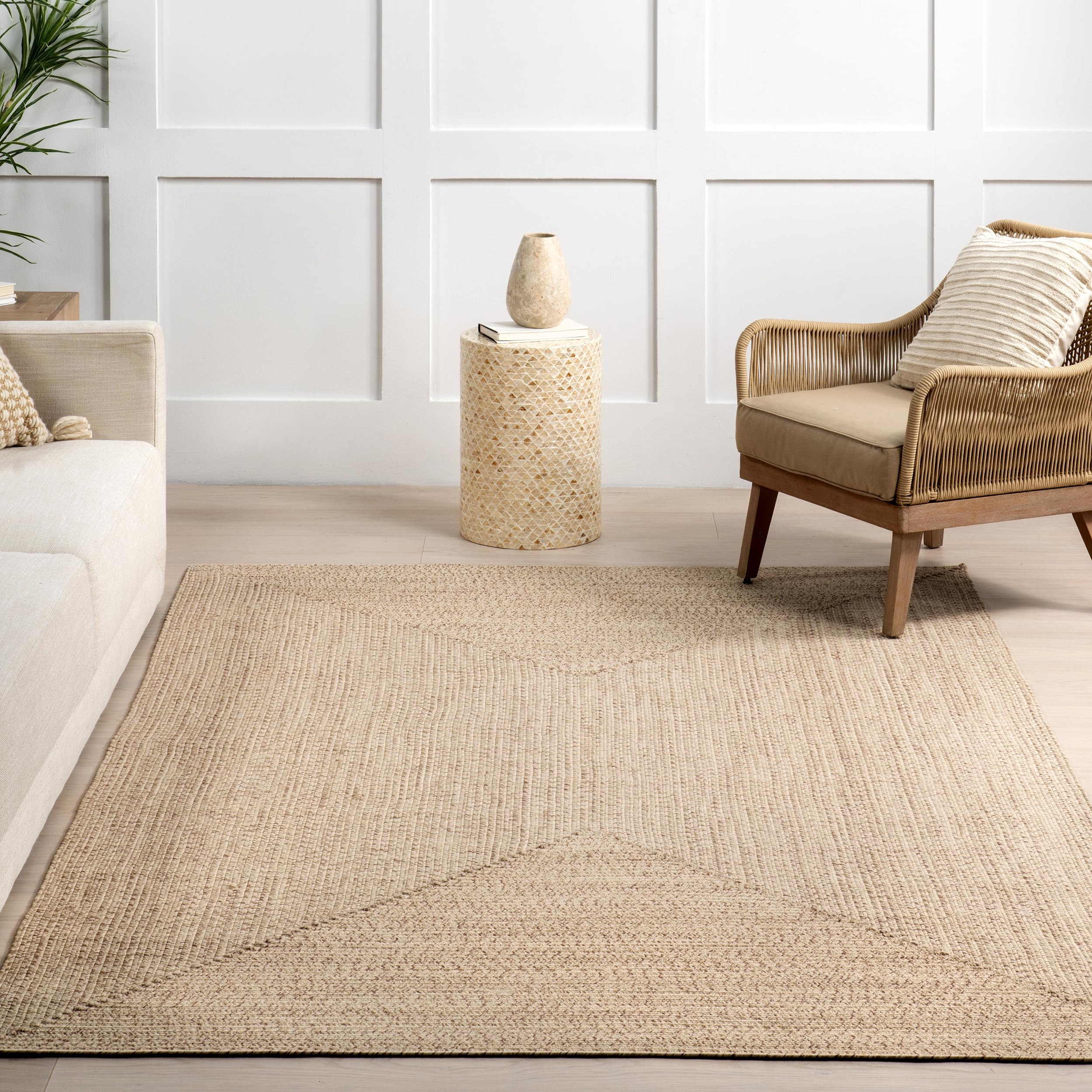 nuLOOM Braided Indoor/Outdoor Area Rug, 5' Round, Wynn Tan