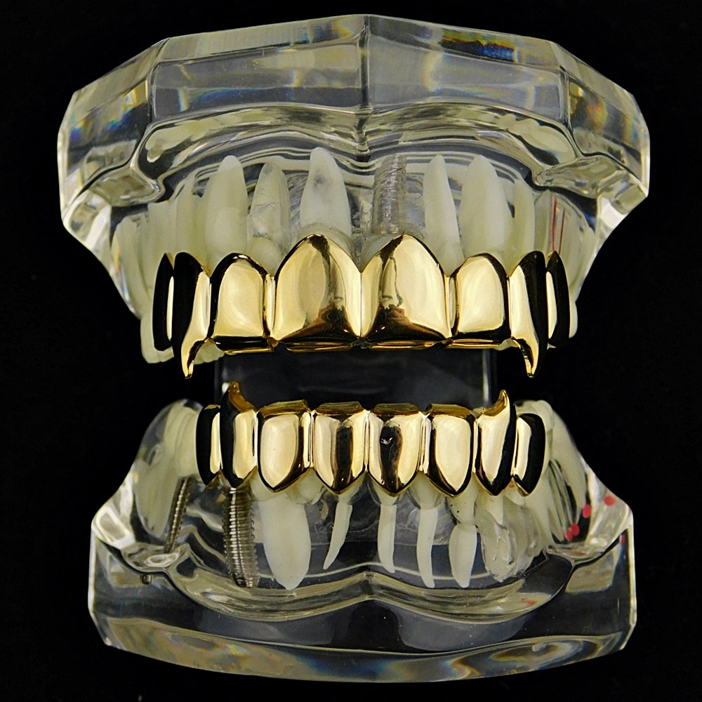 Fang Grillz Set 14k Gold Plated 8 Top Teeth Fangs Eight Bottom Hip Hop Vampire Mouth Grills