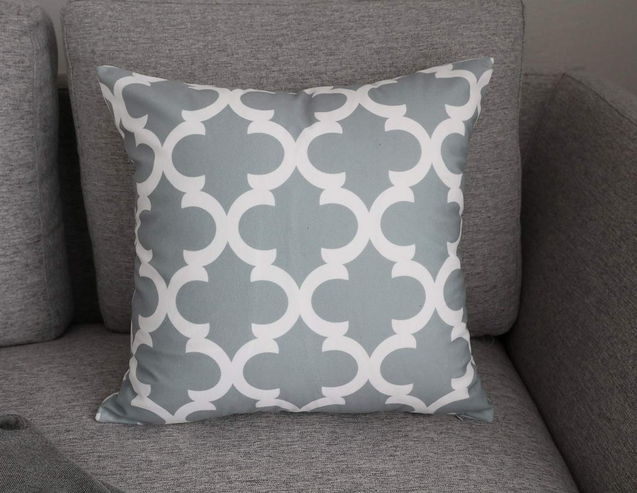 FanHomcy Accent Decorative Throw Pillow Cases Soft Microfiber Outdoor Throw Pillow Covers 18 x 18 for Couch Bedroom, Set of 4, Grey Quatrefoil Arrow Ogee Chevron Patterns