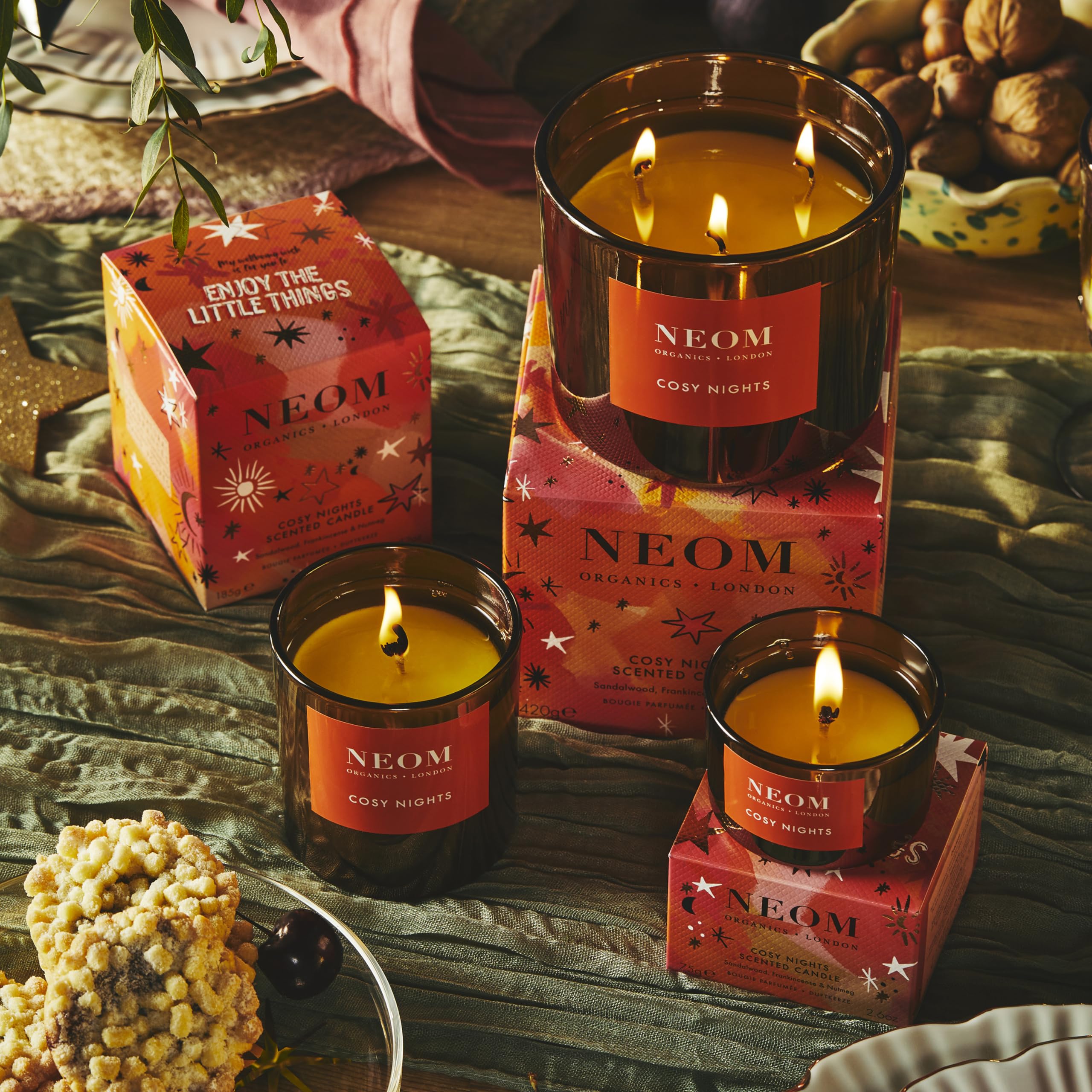 NEOM- Cosy Nights Luxury Scented Candle | Sandalwood, Frankincense & Nutmeg | Essential Oil Aromatherapy Candle | Gift… (Travel Size)
