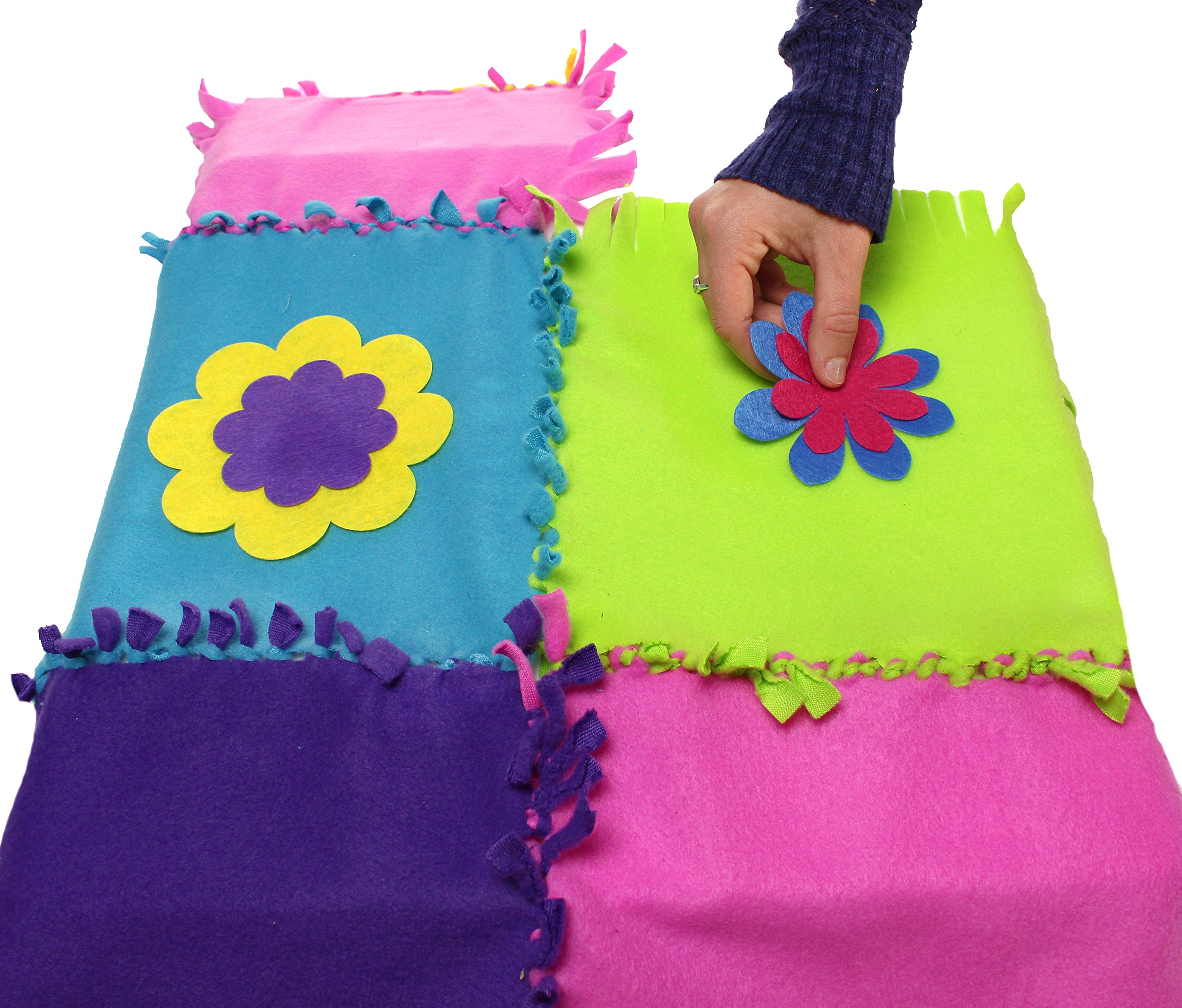Made By Me Easy to Knot Quilt Making Kit by Horizon Group USA, No Sewing, No Cutting, 59 in. x 39 in. Fleece Blanket, Pre-Cut Squares & Felt Decals (57964F)