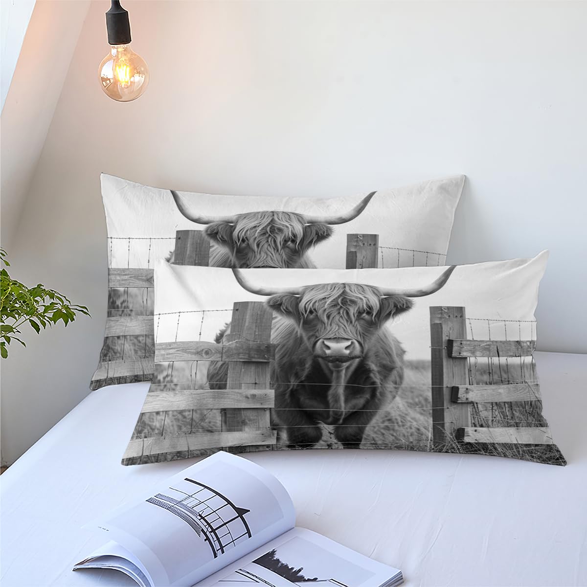 Menkala Grey Cow Queen Size Bedding Set,Highland Cattle Comforter Set for Men Women,Farmhouse Bull Down Alternative Comforter,3Pcs Comforter Breathable Warm Room Collection