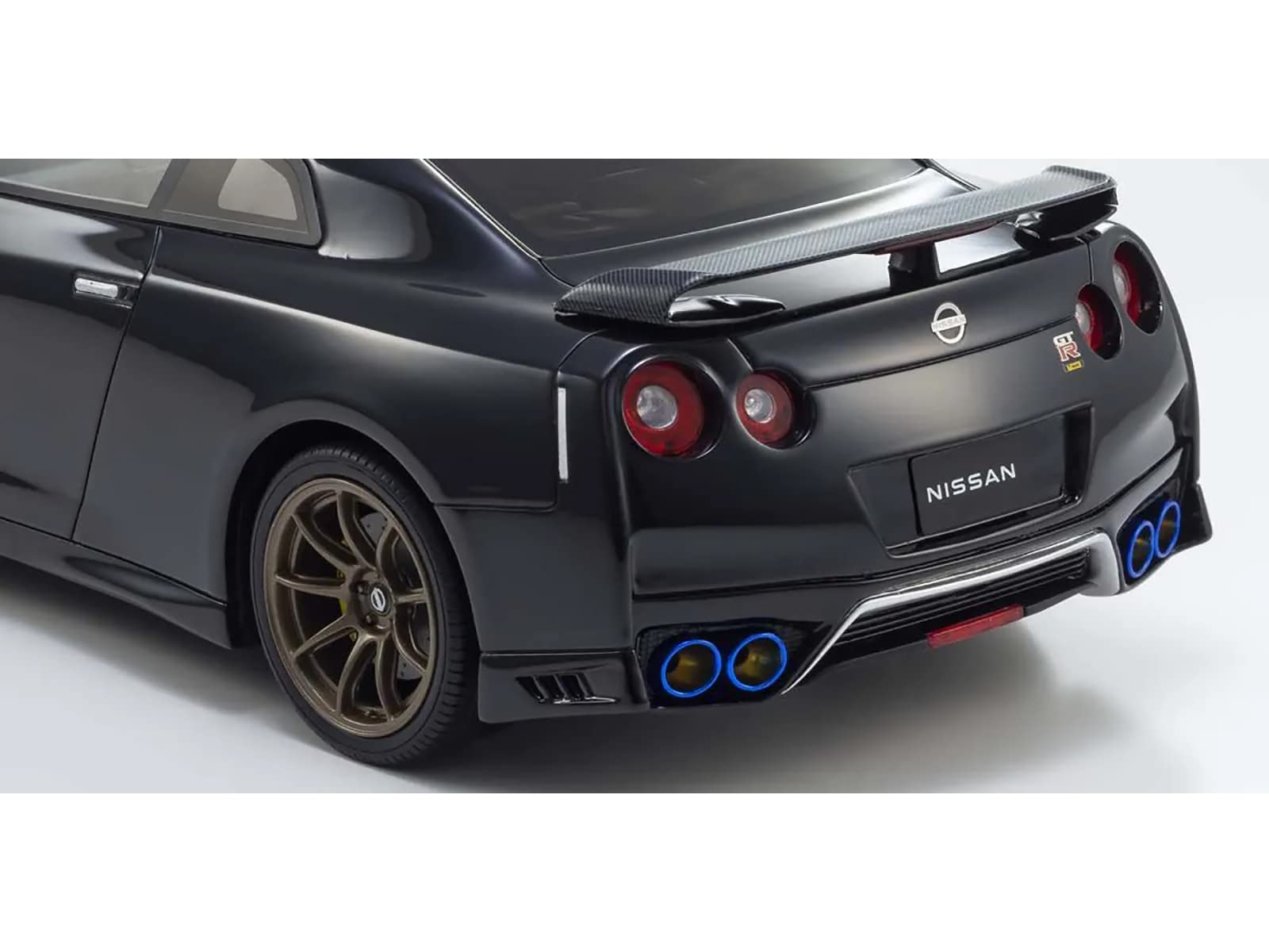 GT-R Premium Edition T-Spec RHD (Right Hand Drive) Midnight Purple Metallic 1/18 Model Car by Kyosho KSR 18057 MP
