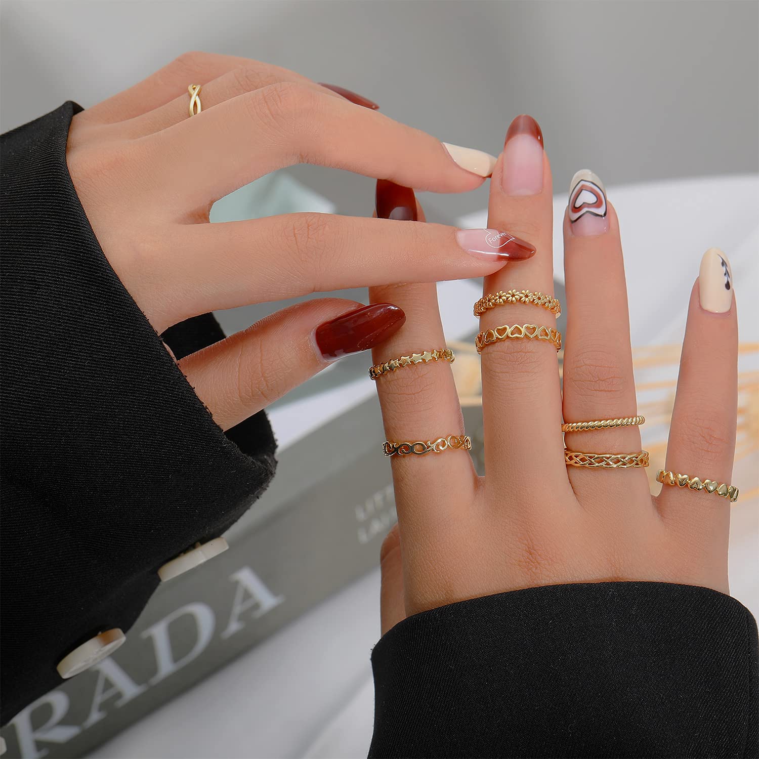 FUNEIA 8Pcs Knuckle Stacking Rings for Women14K Gold Plated Stackable Thumb Rings Set Star Heart Celtic Knot Daisy Flower Twisted Eternity Rings Engagement Promise Wedding Band Ring Size 5-9