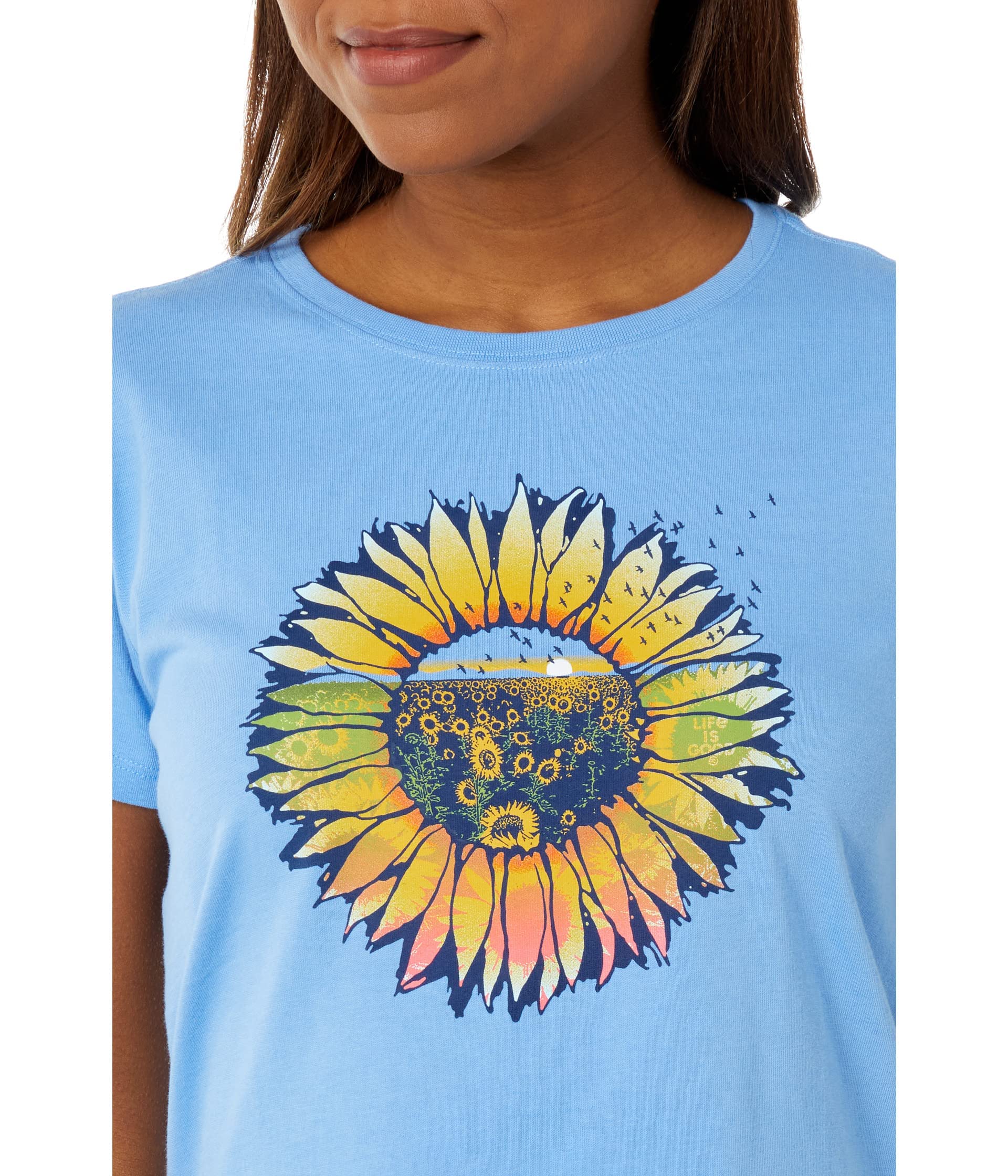 Life is Good Sunflowerscape Short Sleeve Crusher™ Tee Cornflower Blue XL (US 16-18)
