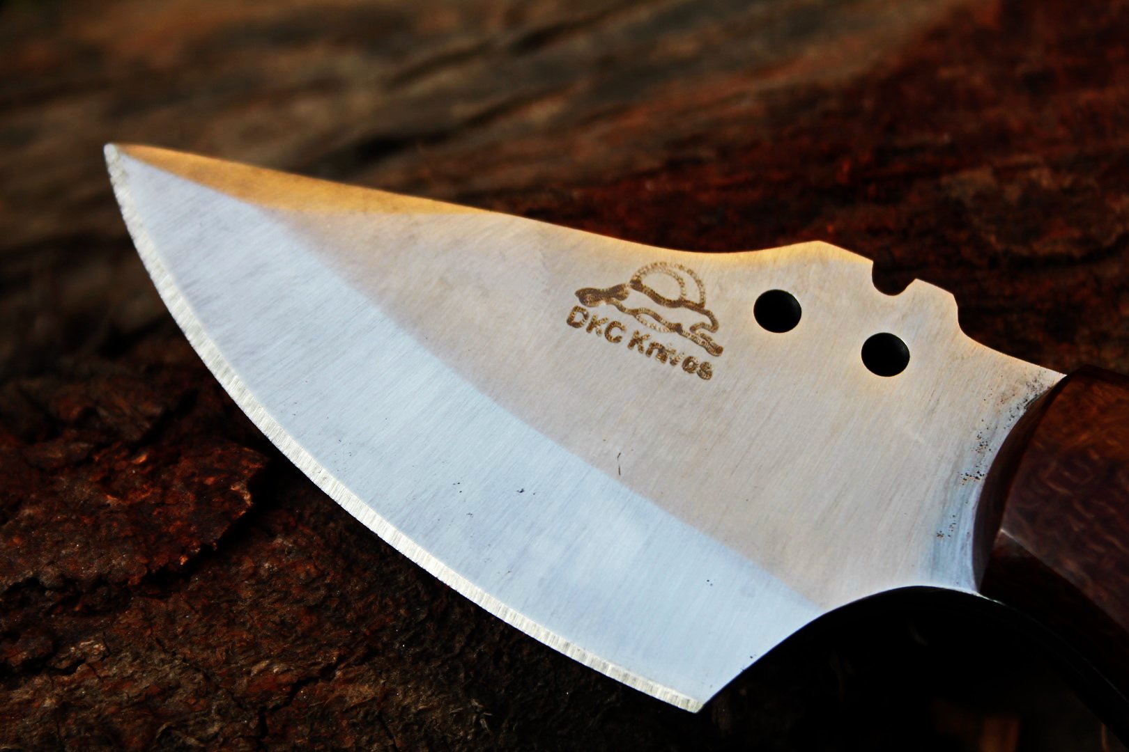 DKC Knives (5 6/18) DKC-89-CS Vortex Fixed Hunting Skinner Knife Carbon Steel Mahogany Micarta 6" Long, 3" Blade 6.7oz