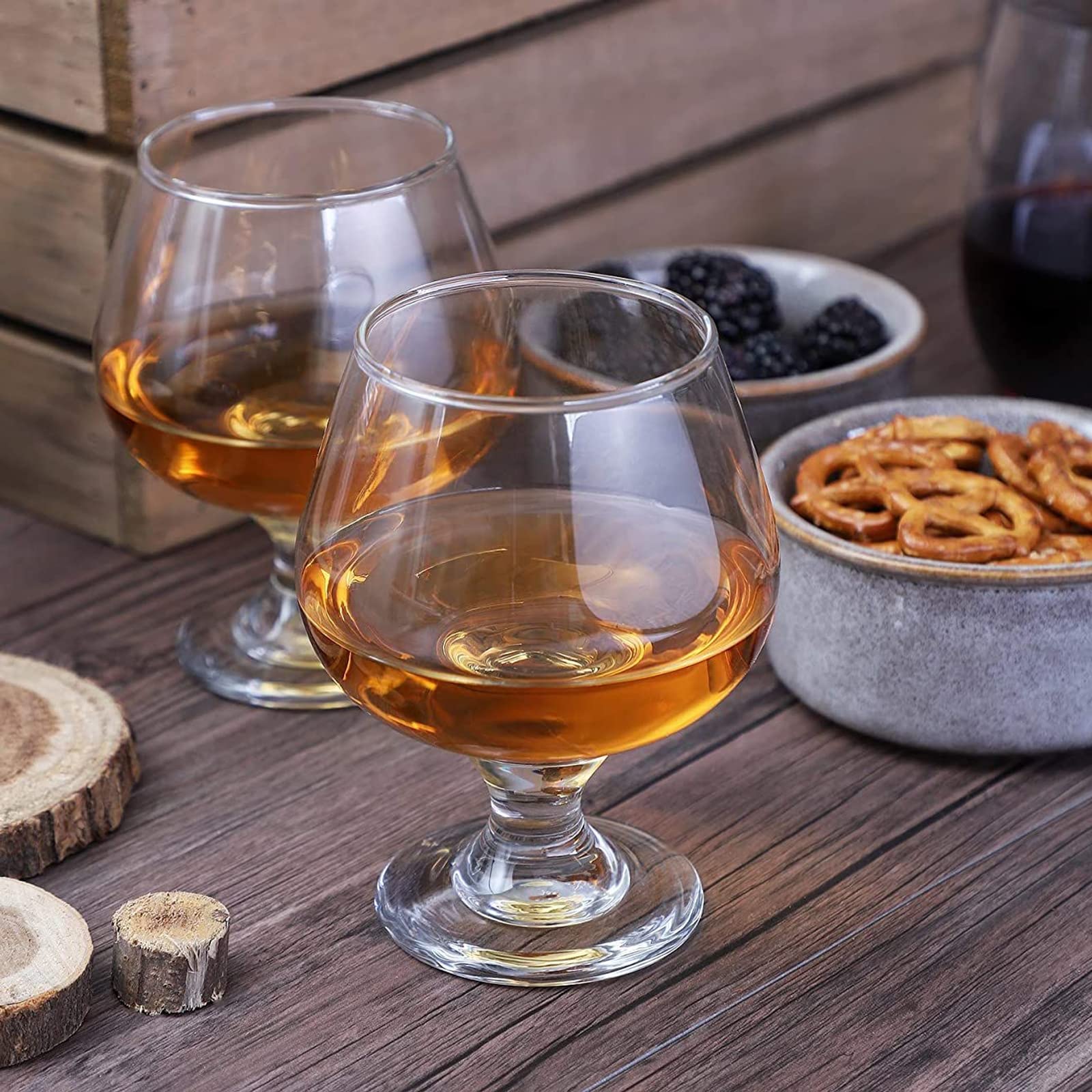 Juvale Set of 4 Brandy Snifter Glasses for Whiskey, Short Stem Wine Glass Set for Bourbon, Cognac, Brandy (13oz)