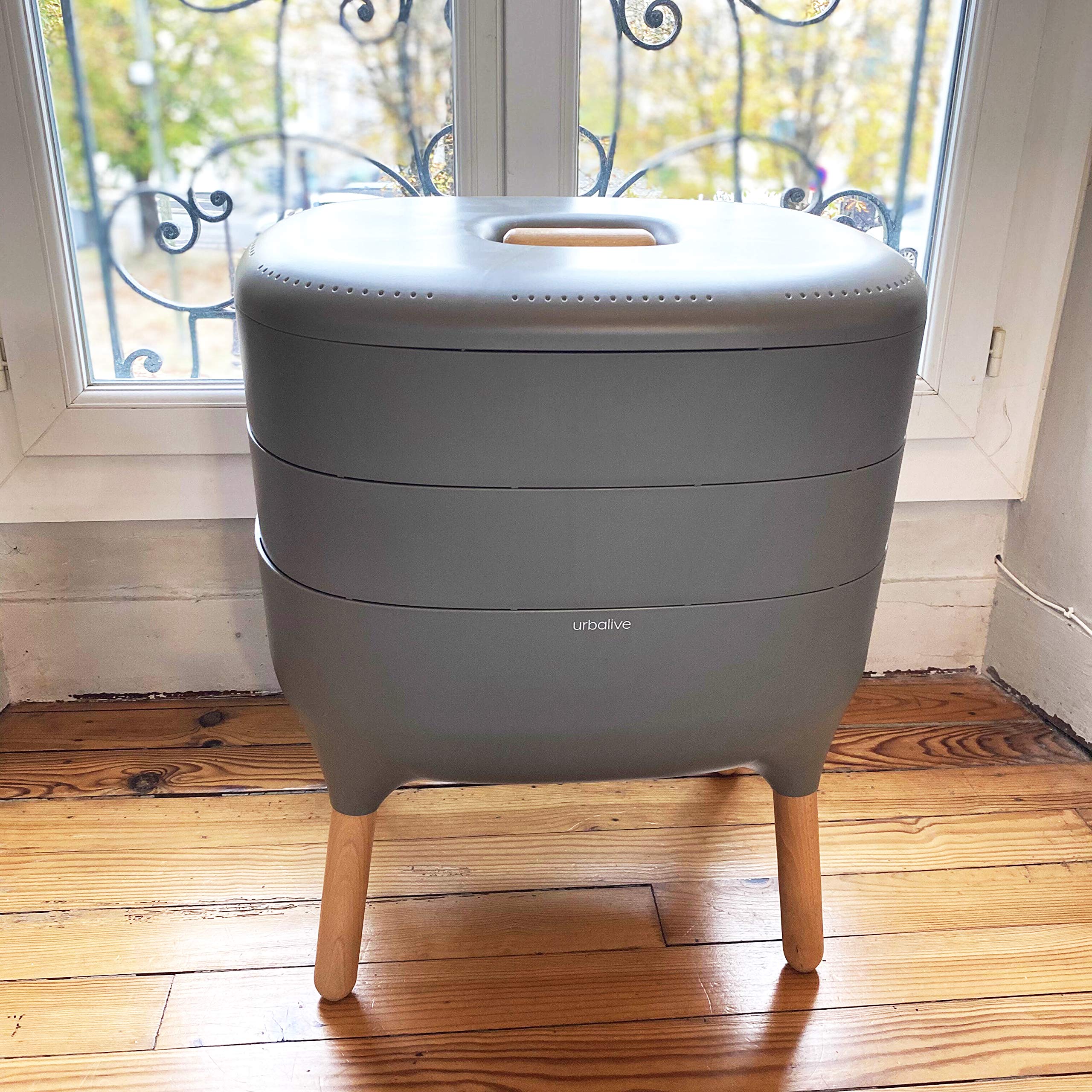 Urbalive Grey, Complete Kit | Wormery, Worm Farm, composter Design | Starter Substrate | Hemp mat + Shovel | Interior, Balcony and Garden