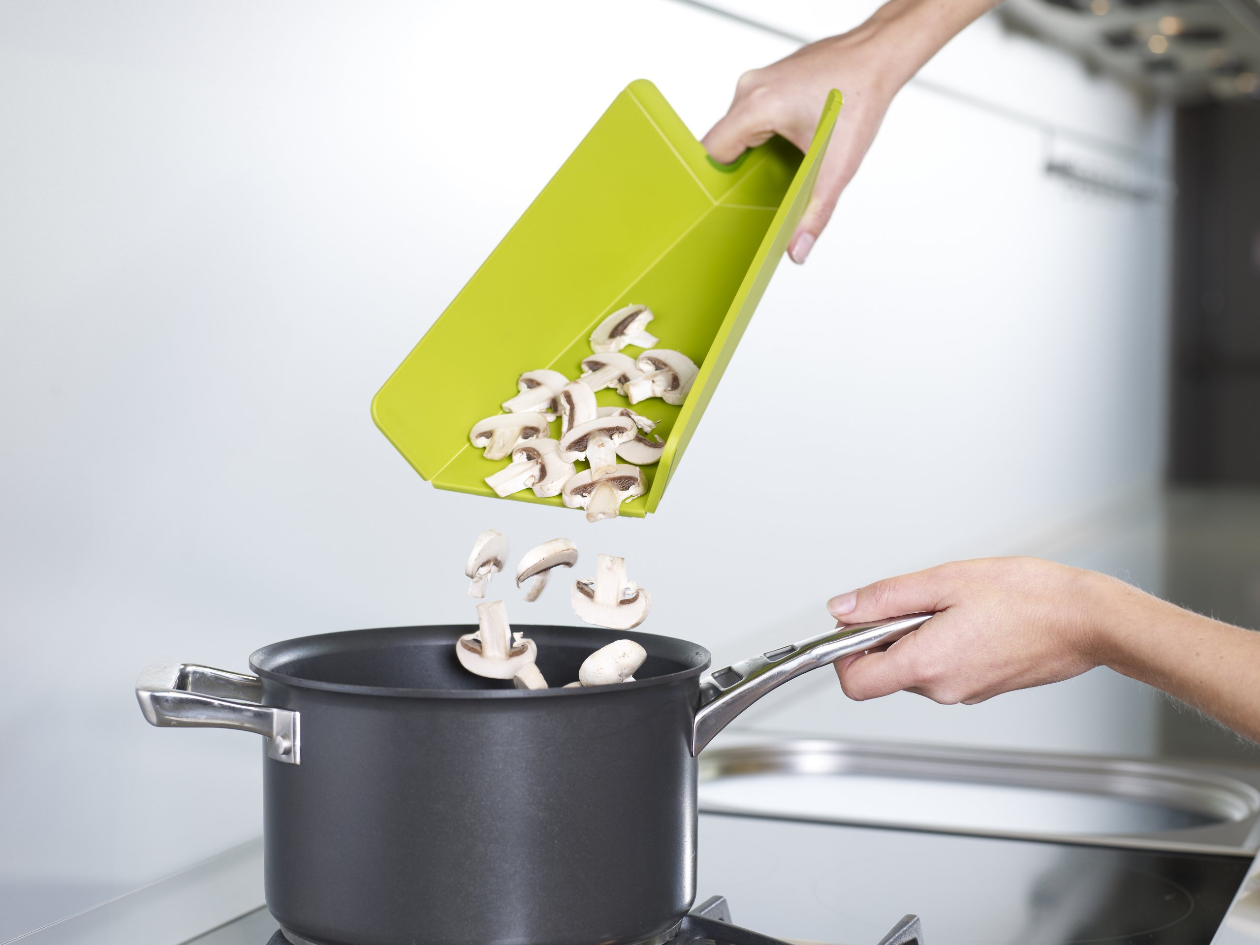 Joseph Joseph Chop2Pot Plus Chopping Board, Eggplant