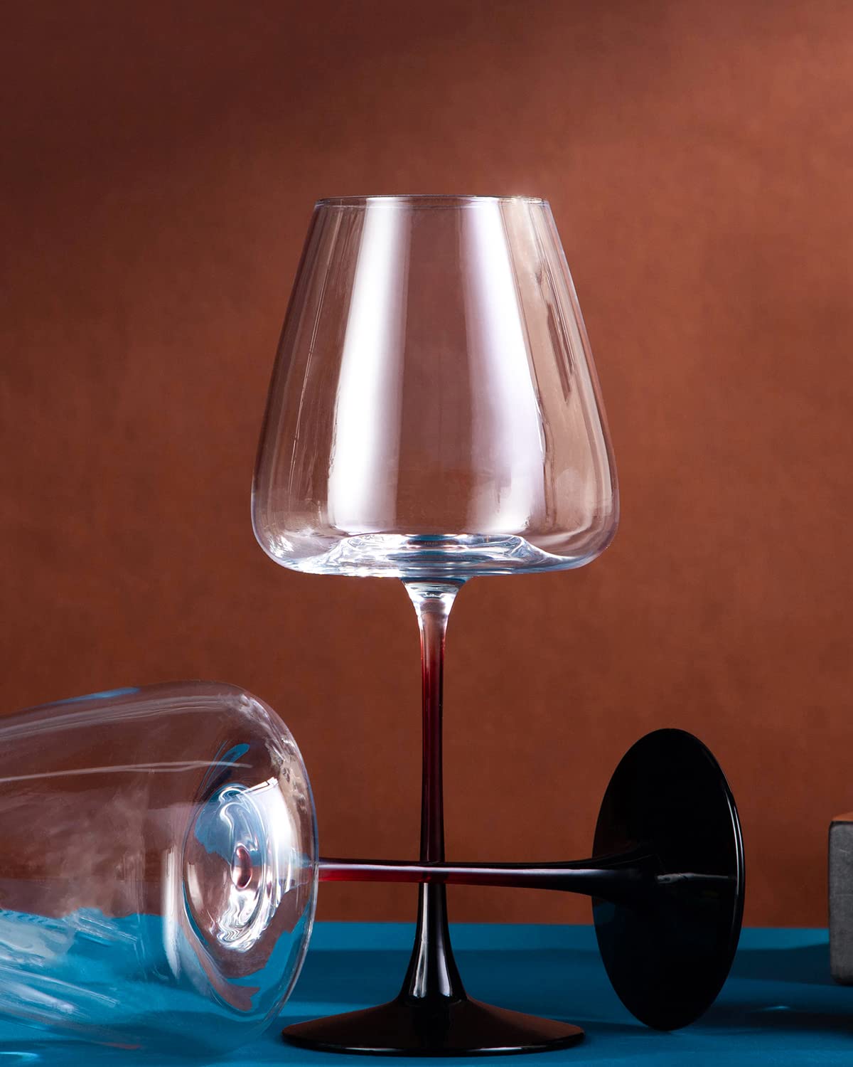 GIFORYA Wine Glasses Set of 2,19 OZ Crystal Clear Wine Glasses, Unique Long Stem Wine Glasses for Daily Use or Birthday Gift, Lead-Free Premium Drinking Glassware