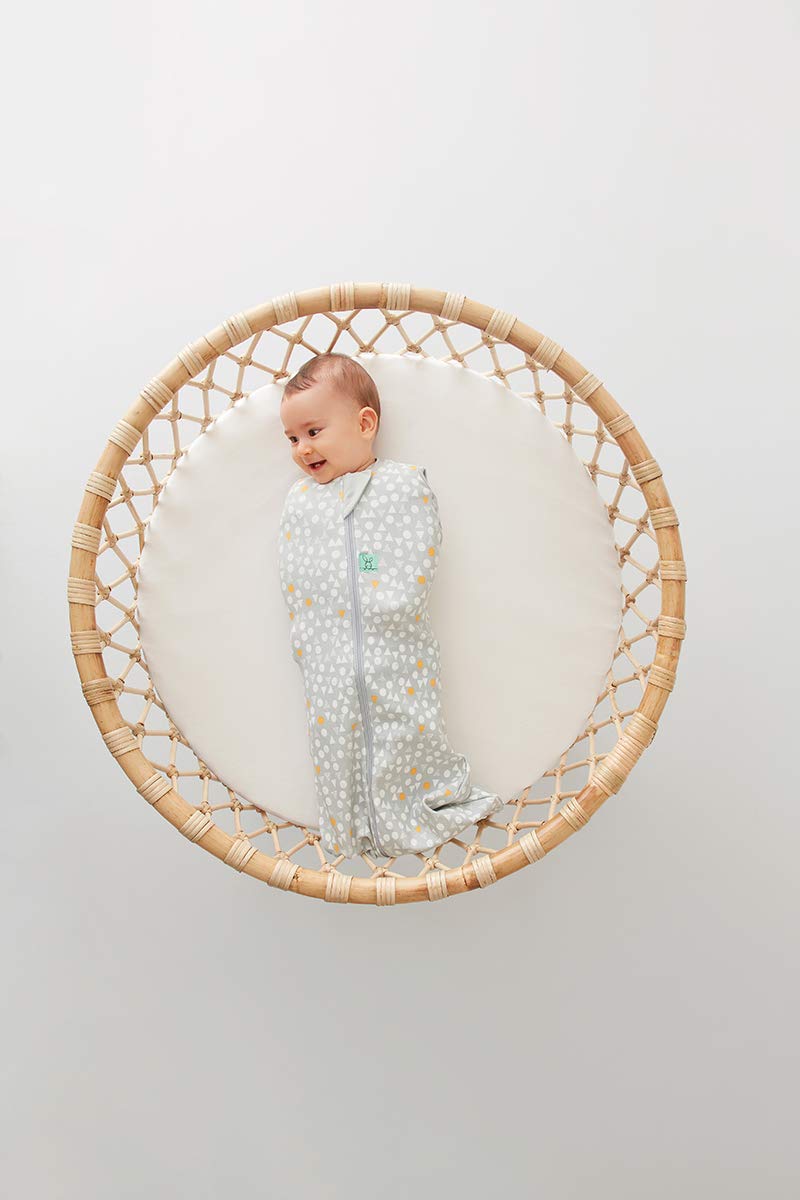 ergoPouch 1 tog Cocoon Swaddle Bag- 2 in 1 Swaddle Transitions into arms Free Wearable Blanket Sleeping Bag. 2 Way Zipper for Easy Diaper Changes
