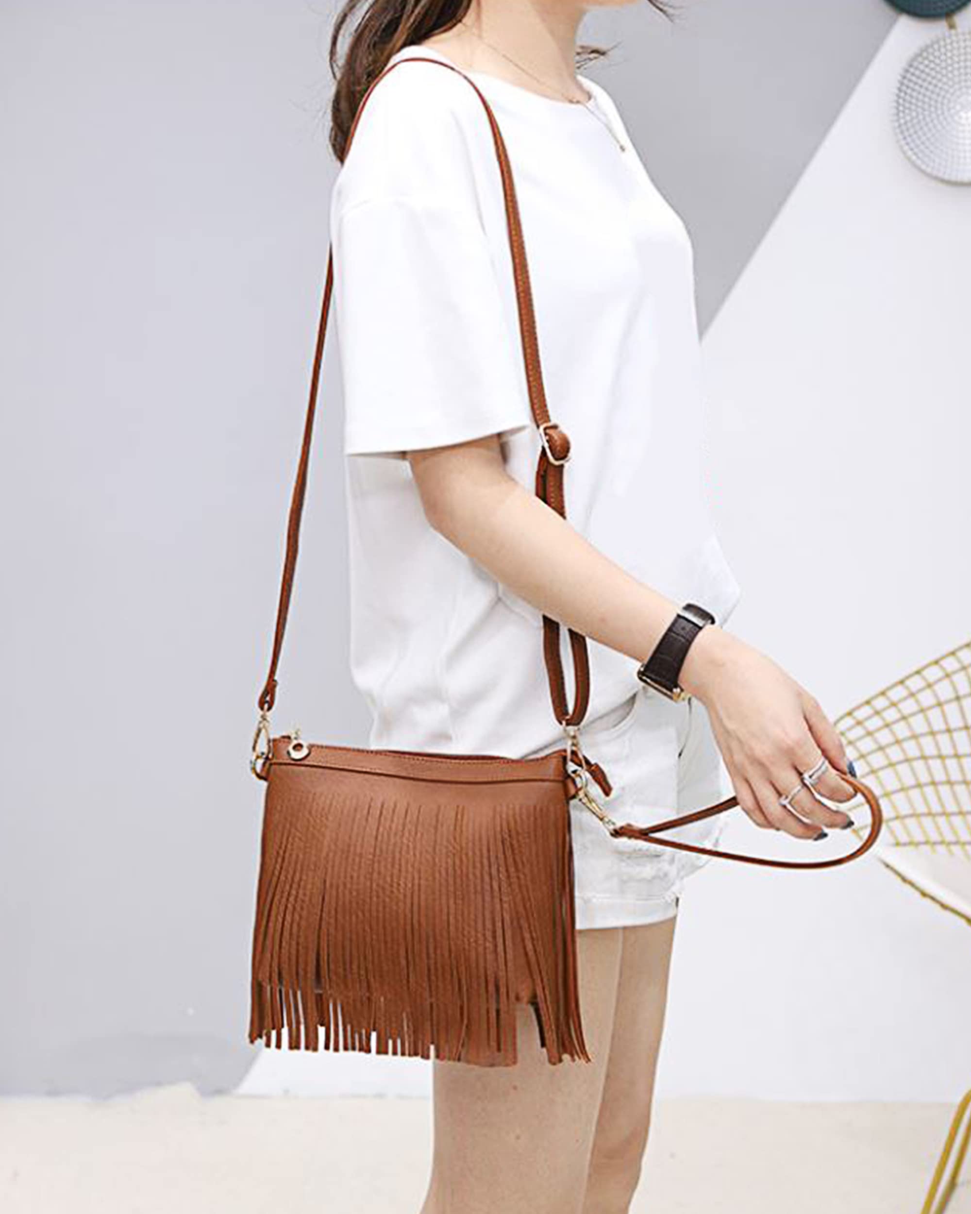Hyuyikuwol Womens Fringe Messenger Bag Wrist Strap Shoulder Crossbody Bag Satchel PU Leather, Brown