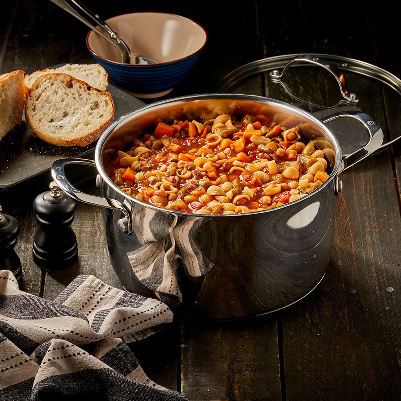 Swiss Diamond Stainless Steel 5.3 Quart Dutch Oven with Lid β Professional Cooking, Soup, & Stock Pot Evenly Distributes Heat β Oven- & Dishwasher-Safe, Mirror Finish