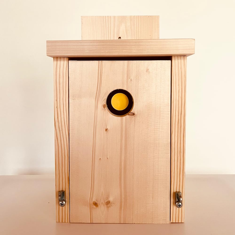 Sparrow Birdhouse Trap 1.5" Bird Hole w/Trap Door | Highly Effective & Easy to Use | Catch and Release Problem Sparrows Small Woodpeckers Wrens & Small Little Annoying Grey Brown Birds Species