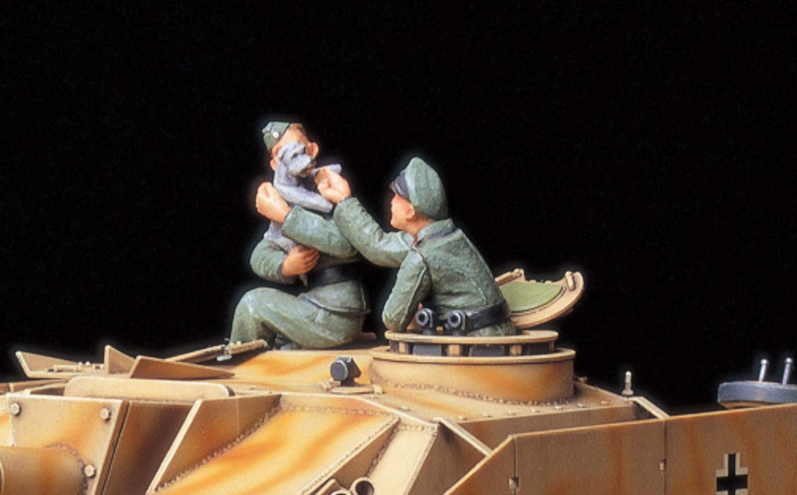 Tamiya Models Sturmgeschutz III Ausf.G Early Version Model Kit (TM35197)