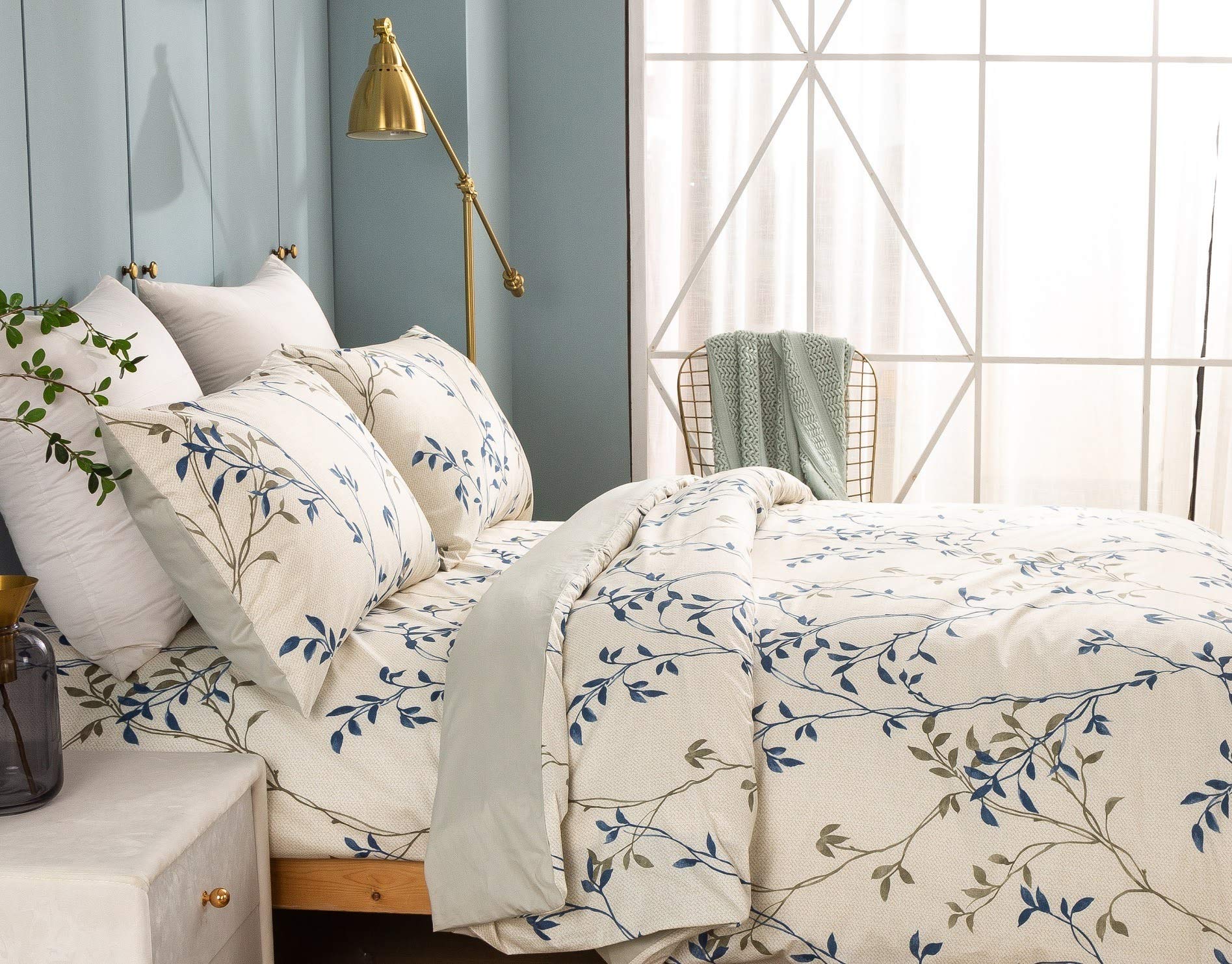 Tache Elegant Leaf Vine Nature Earthy Floral Neutral Cream Beige Tan Blue Breathable Poplin Cotton Zipper Duvet Cover, King