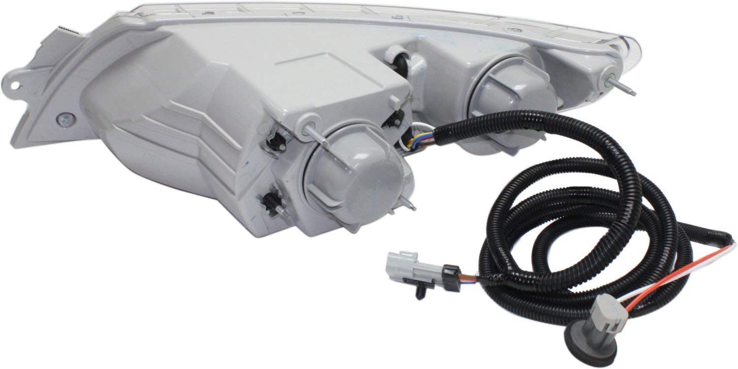 Evan Fischer Headlight Set Compatible with 2002-2016 International 4400LP 4400 Left Driver and Right Passenger Side Halogen With bulb(s)