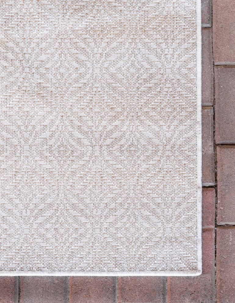 Unique Loom Outdoor Trellis Collection Area Rug - Deco Trellis (5' 3" x 8' Rectangle, Taupe/ Ivory)