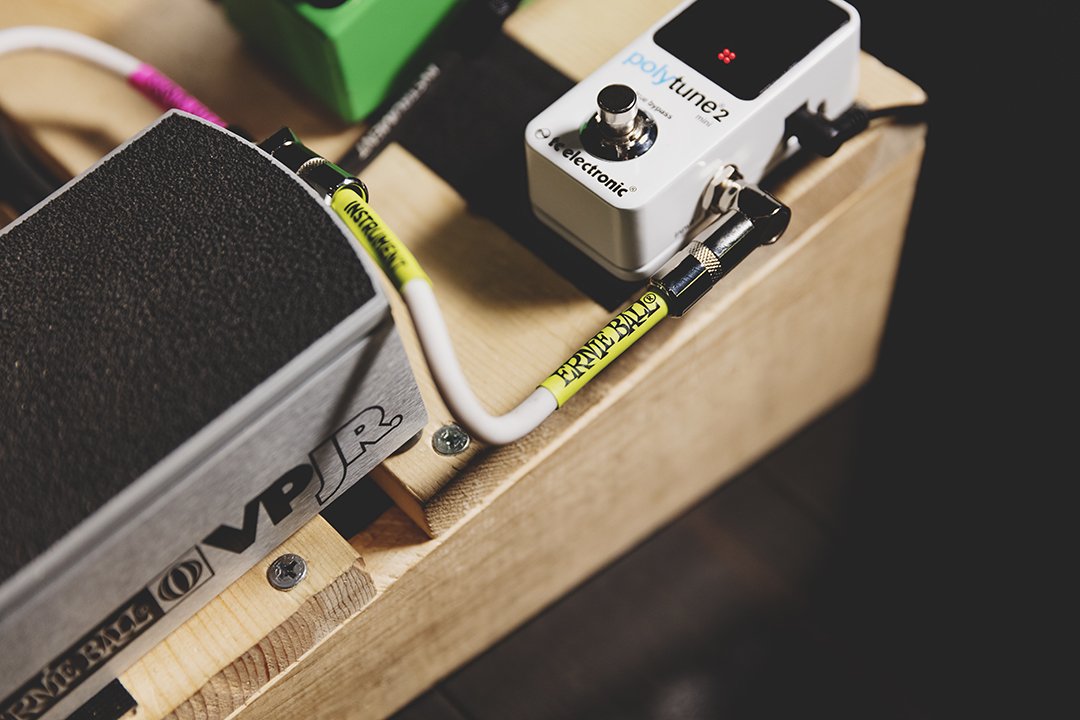 Ernie Ball Patch Cable 3-Pack, Angle/Angle, 6in, White (P06051)