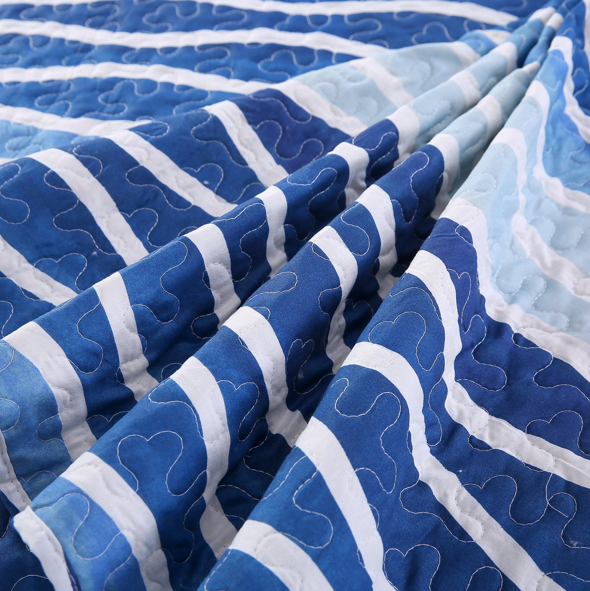 SLPR Blue Wave 2-Piece Quilt Set - Twin Size with 1 Sham, Coastal Beach House Bedding with Nautical Wave Design for Kids, Summer Ocean Waves Quilted Bedspread in Beachy Theme