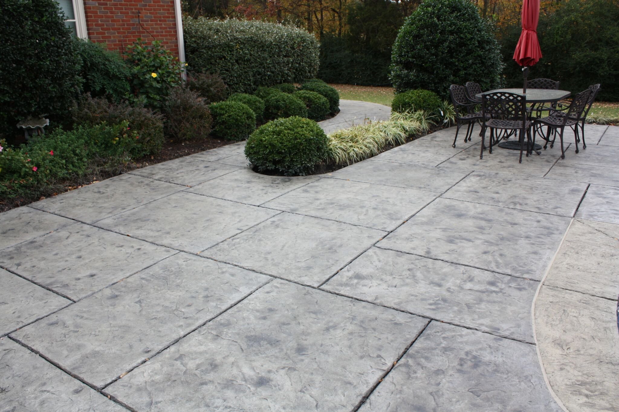 Walttools | Water-Based Concrete Stain Tru Tint (Bluestone) 1 QUART - Professional Grade, Eco-Friendly, Safe & Easy to Use (40 Colors Available) Also for Pavers, Natural Stone, Cement, Vertical