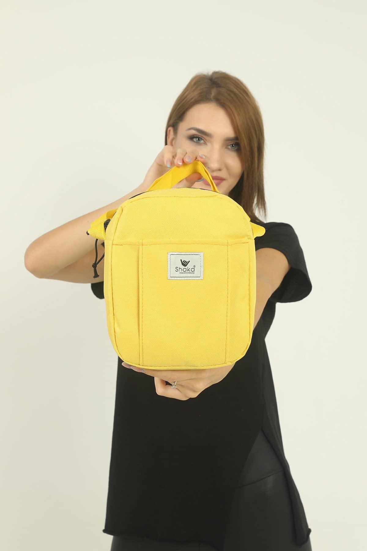 Fashion Crossbody Purse For Women, Small Lightweight with Adjustable Shoulder Strap, Cute Summer Clutch, Everyday Essential (Yellow)