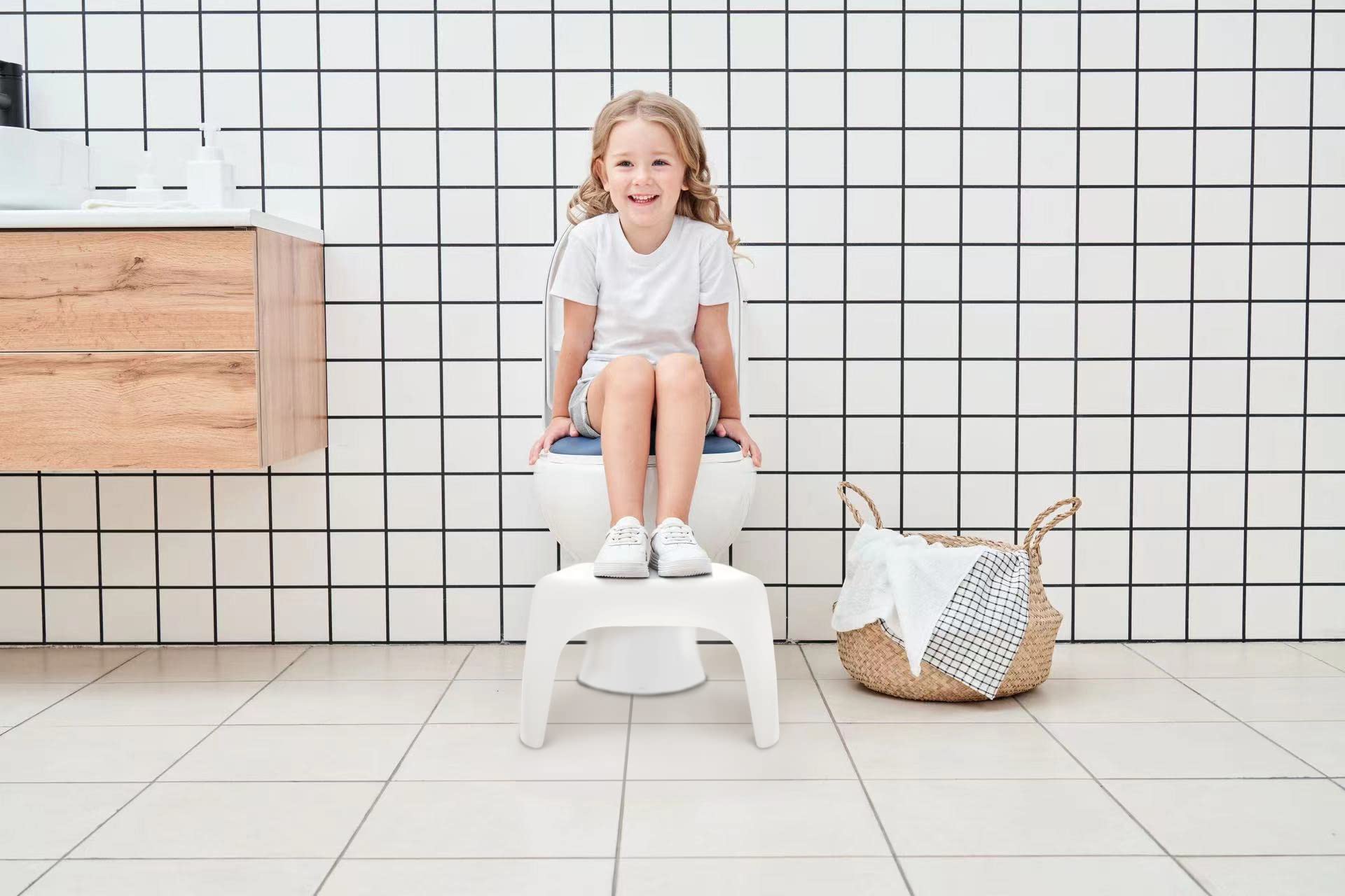 Orange/White Step Stool (Blue White)