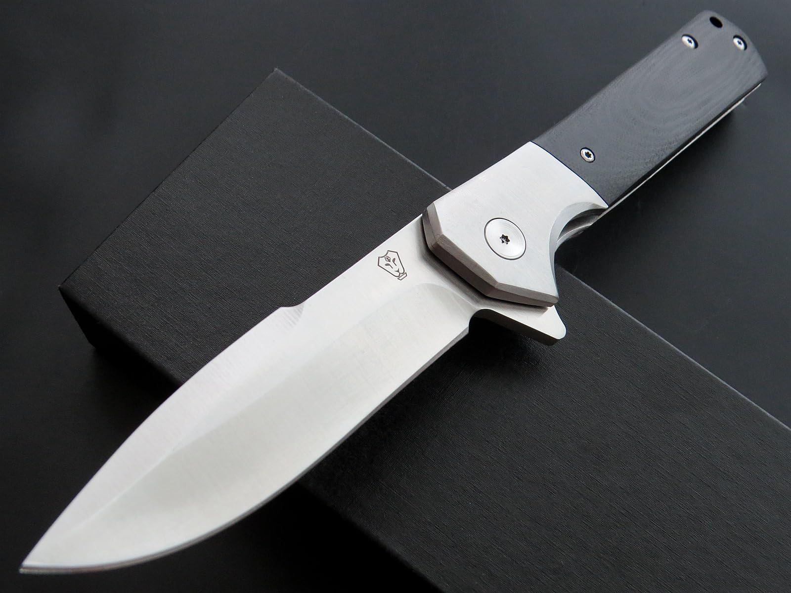 Eafengrow EF6 Folding Knives 5.2 inch Closed Knife 9Cr18Mov Blade Knife G10 Steel Handle Ball Bearing Outdoor Camping Knife