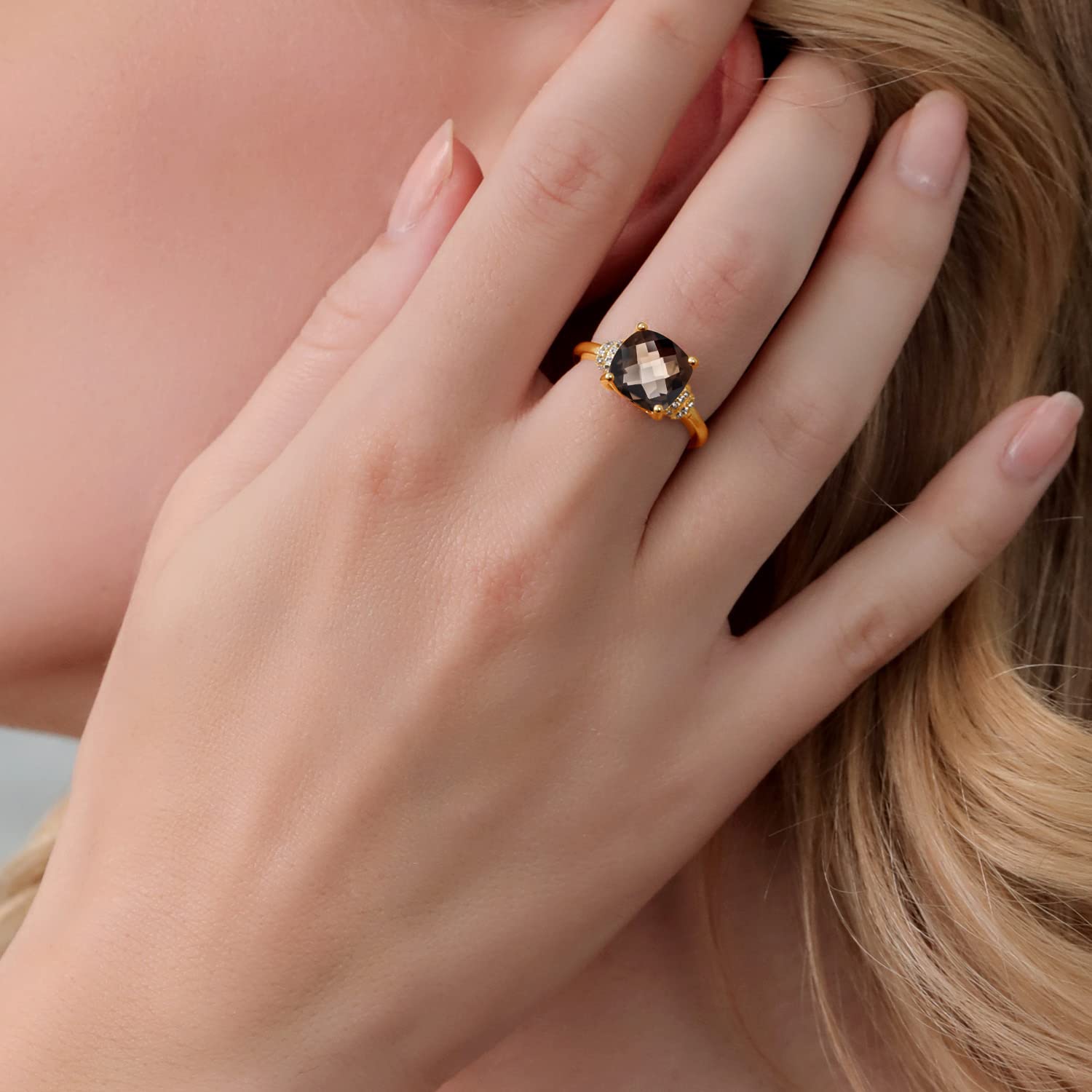 Gem Stone King 18K Yellow Gold Plated Silver Brown Smoky Quartz Ring For Women (4.14 Cttw, Cushion Checkerboard 10MM, Available in size 5, 6, 7, 8, 9)