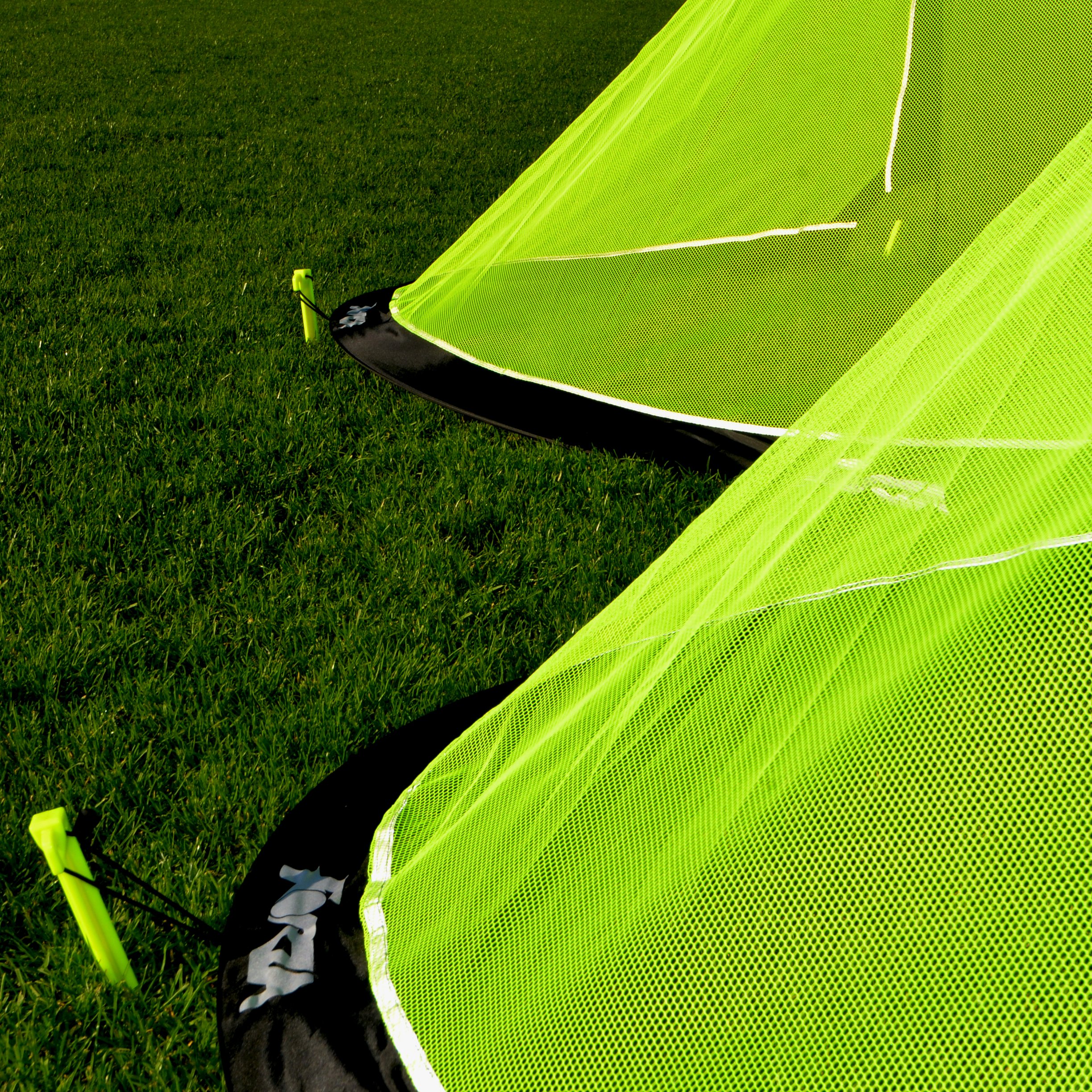 FORZA Flash Pop-Up Soccer Goals | Portable Pro Soccer Nets [2.5ft, 4ft & 6ft] | Soccer Goals for Backyard | Soccer Training Equipment | Pop Up Soccer Goal