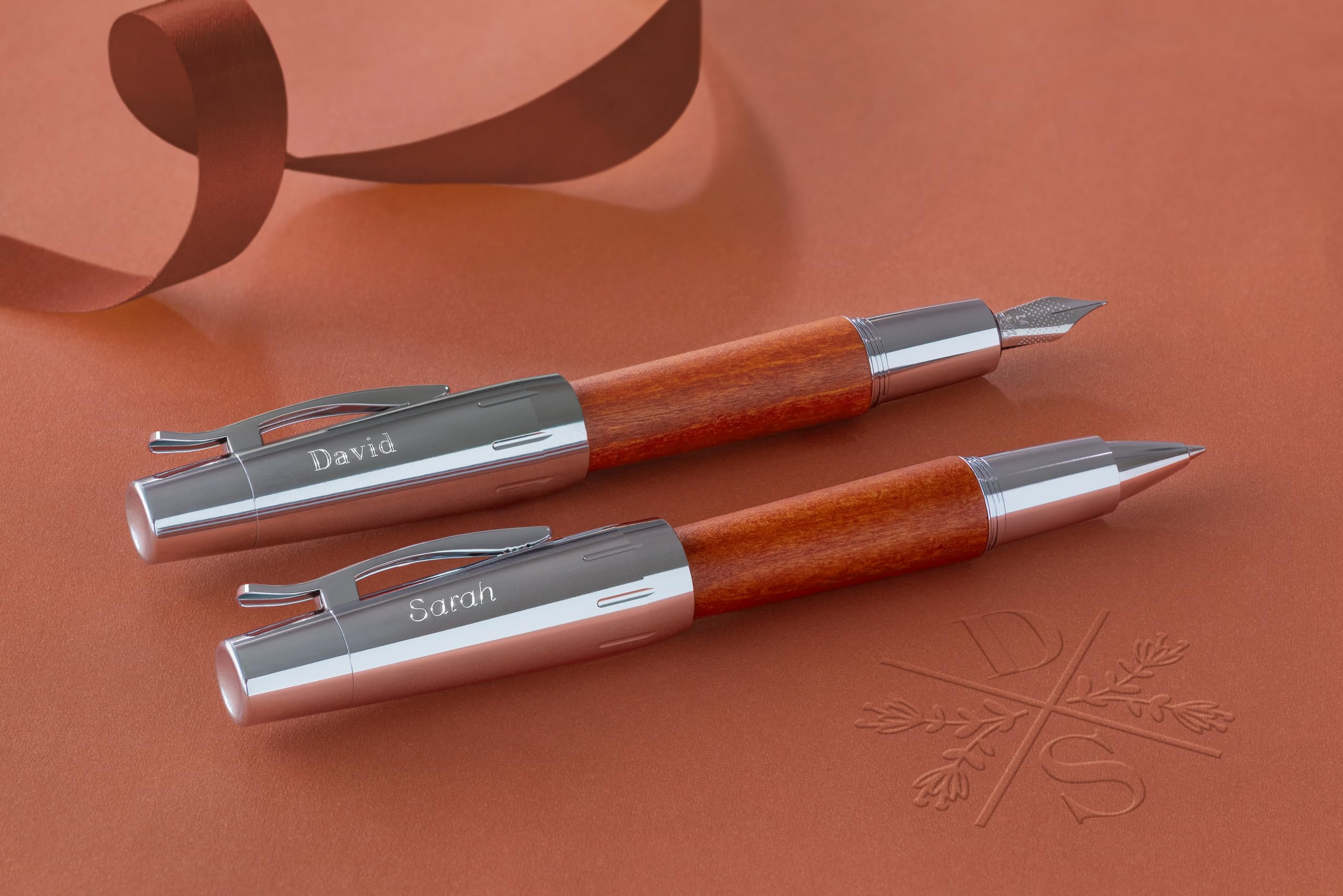 Faber Castell F148200Faber-Castell E-Motion fountain Pen Brown M, Pear wood brown.