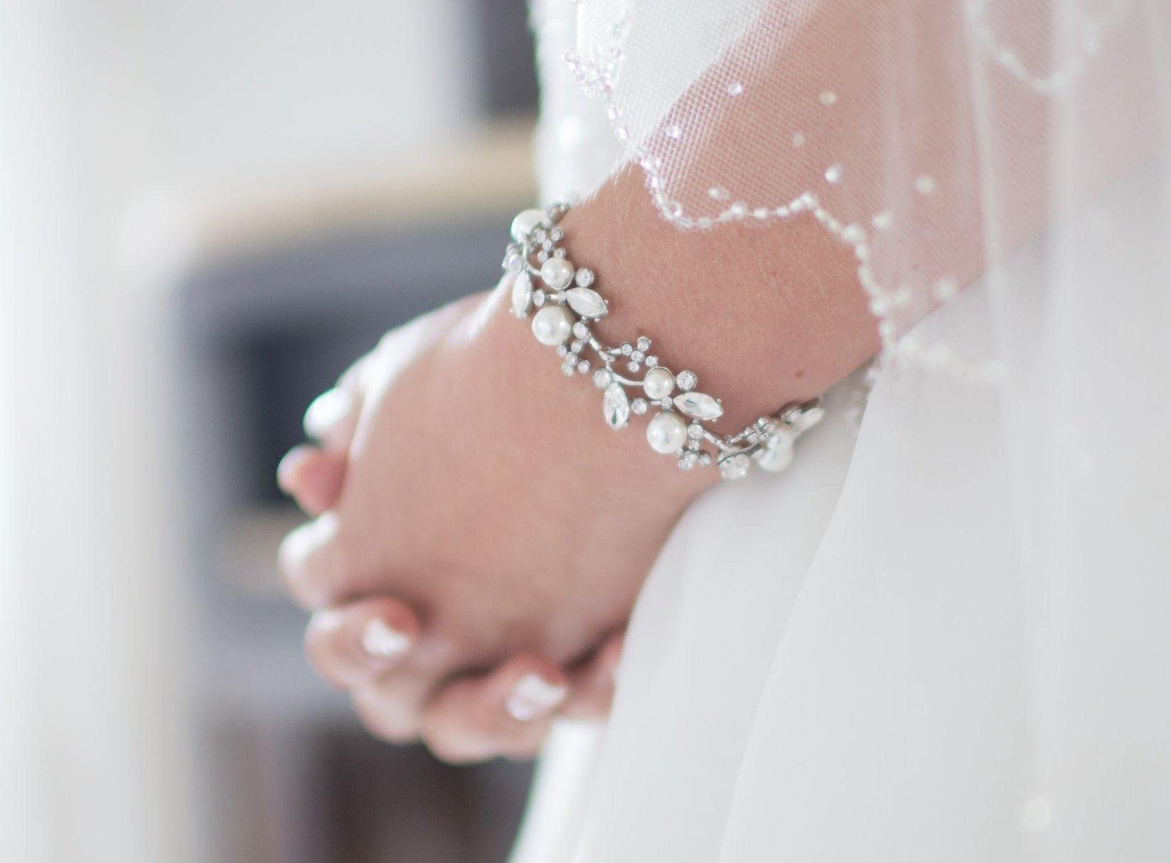 EVER FAITH Austrian Crystal White Simulated Pearl Bridal Prom Floral Leaf Tennis Bracelet