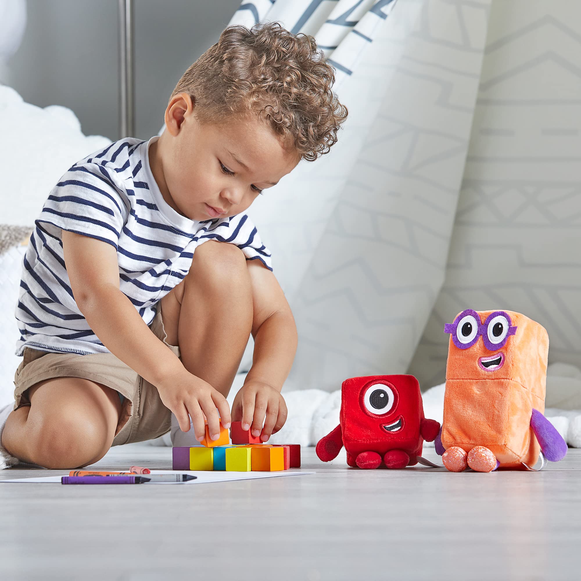 hand2mind MathLink Cubes Numberblocks 1-10 Activity Set, 30 Activities Linked to TV Episodes, Math Cubes, Counting Toys, Base Ten Blocks & Numberblocks One and Two Playful Pals, Numberblocks Plush