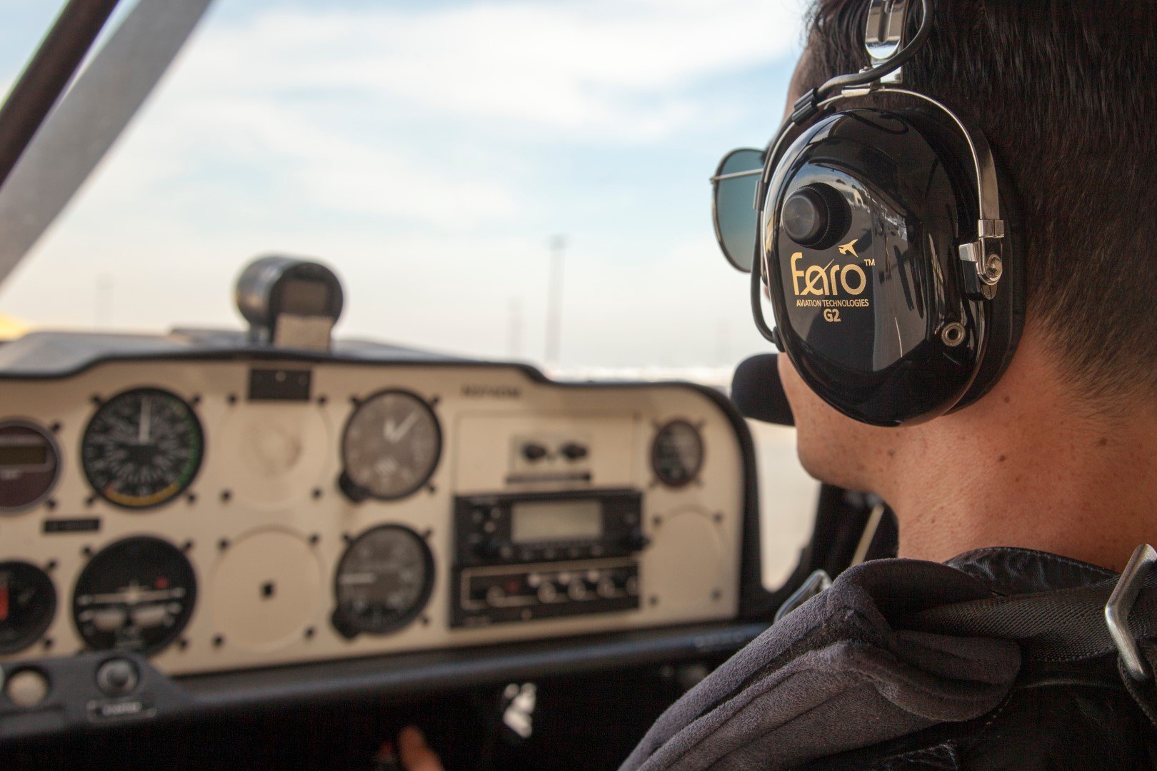 Faro G2 ANR (Active Noise Reduction) Premium Pilot Aviation Headset with Mp3 Input - Black