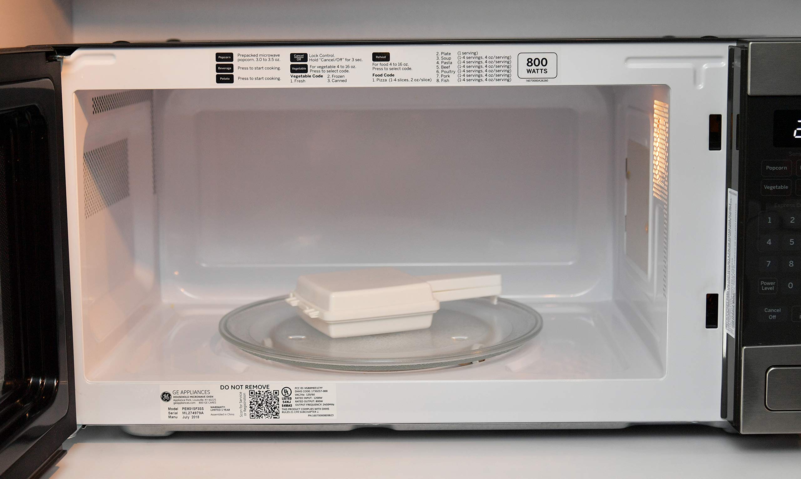 HOME-X Microwavable Classic Square Belgian Waffle Maker