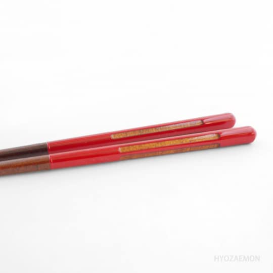 Japanese Natural Lacquered Wooden Chopsticks - Set of 2 Pairs - with Gift Box (Black 9.25 in and Red 8.46 in) - Handmade - Dishwasher-Safe