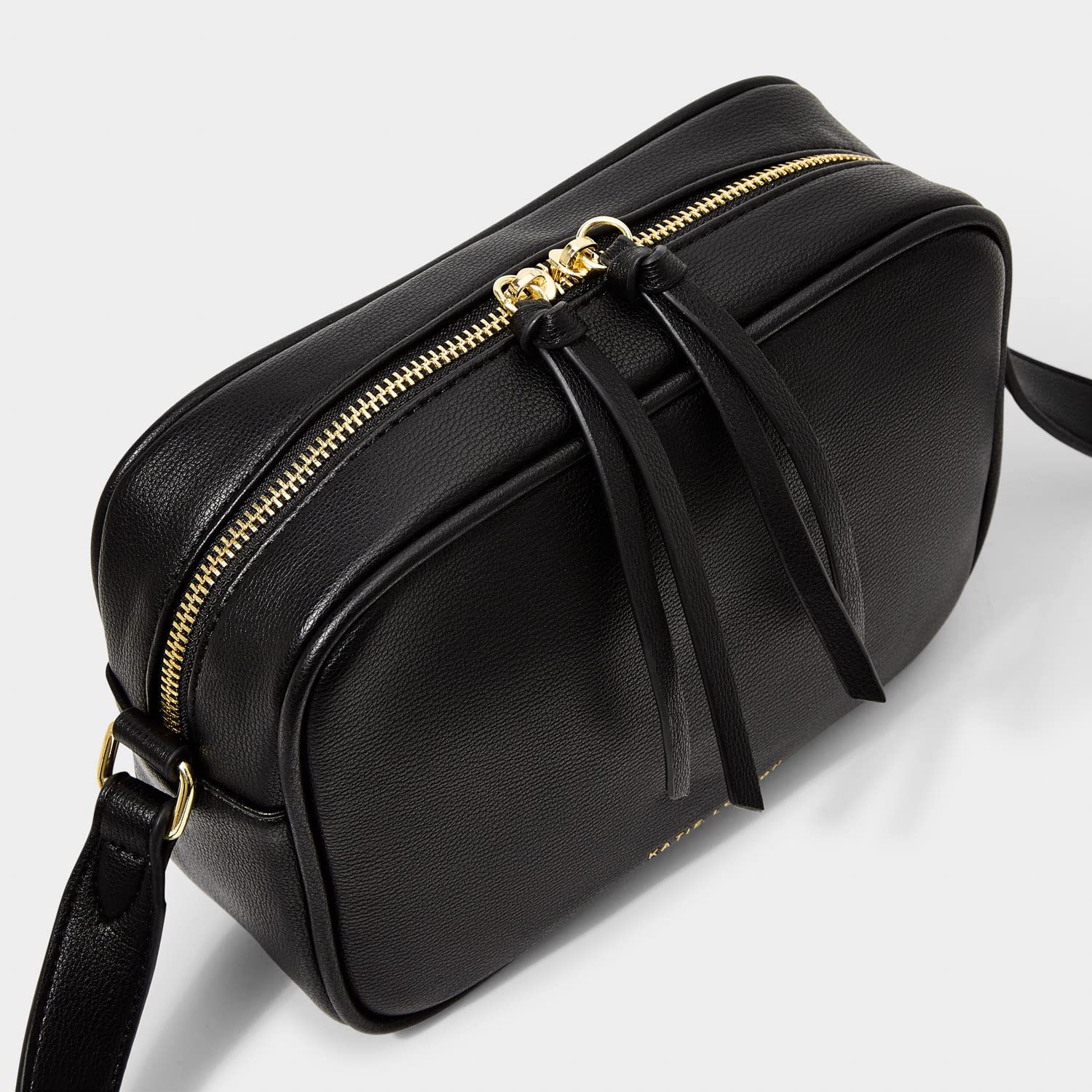 KATIE LOXTON Isla Womens Small Vegan Leather Adjustable Strap Convertible Crossbody Clutch Handbag Purse Black